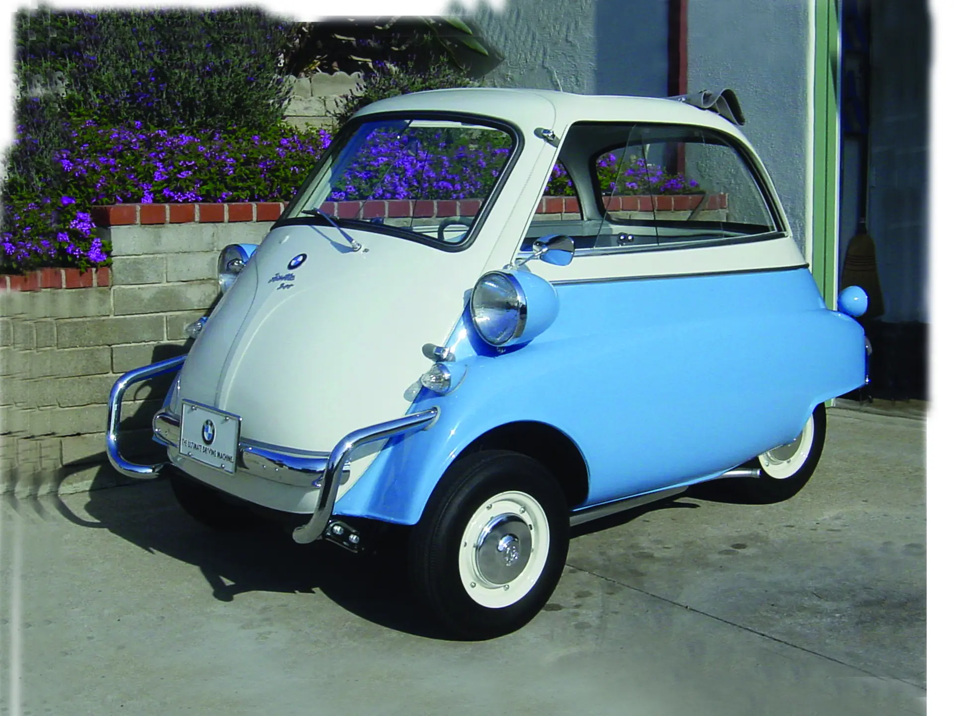 1957 BMW Isetta 300 | Sports & Classics of Monterey 2009 | RM Sotheby's