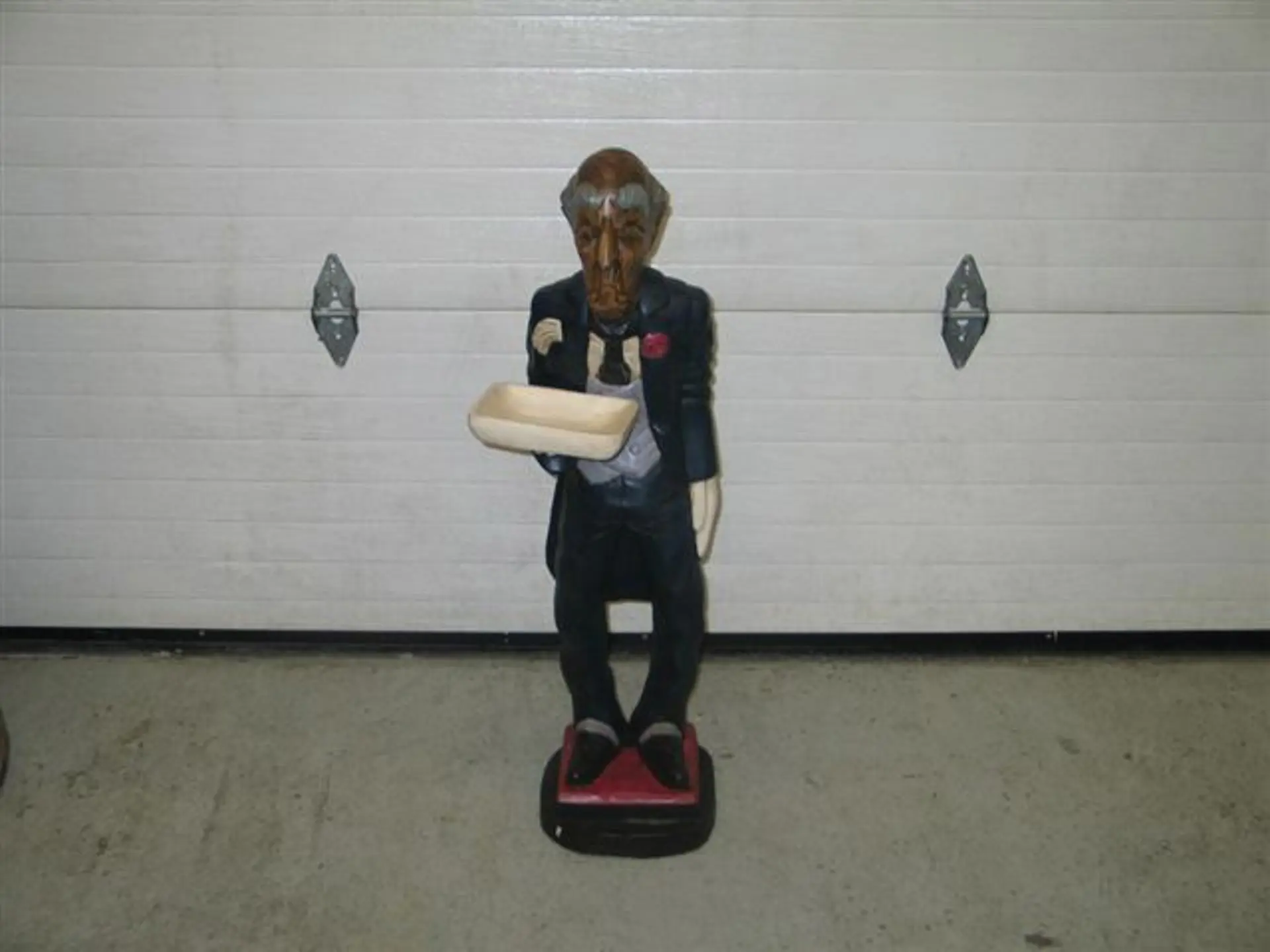 Solid Wooden Carved 3 FT Butler With One Hand Tray | The Florida ...