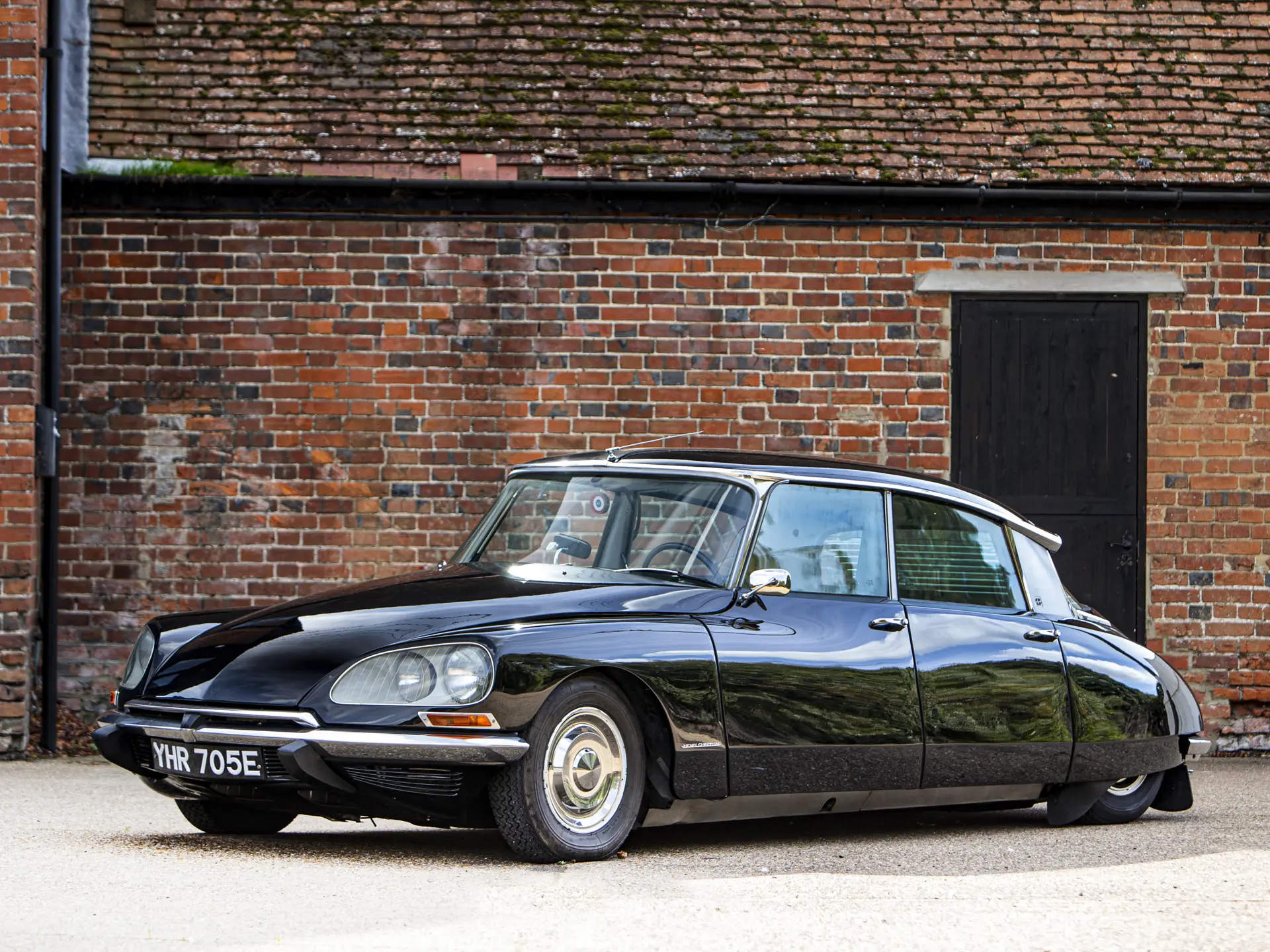 1967 Citroën DS 19 Pallas | London 2022 | RM Sotheby's