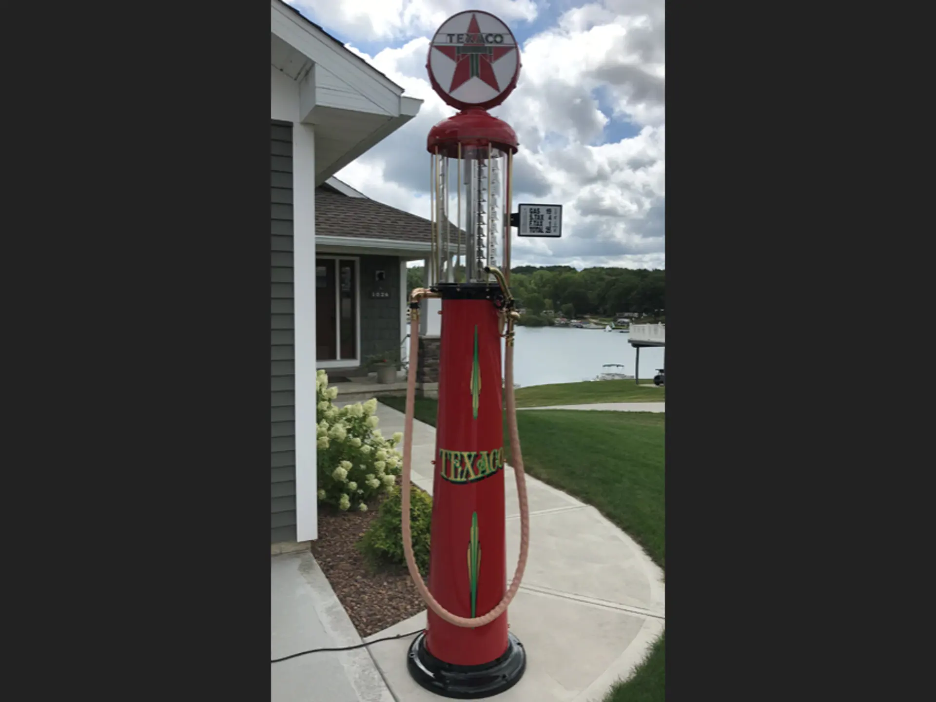 Wayne 615, 10 Gal. Texaco with Jeweled Stain Glass Globe and 23K Gold ...