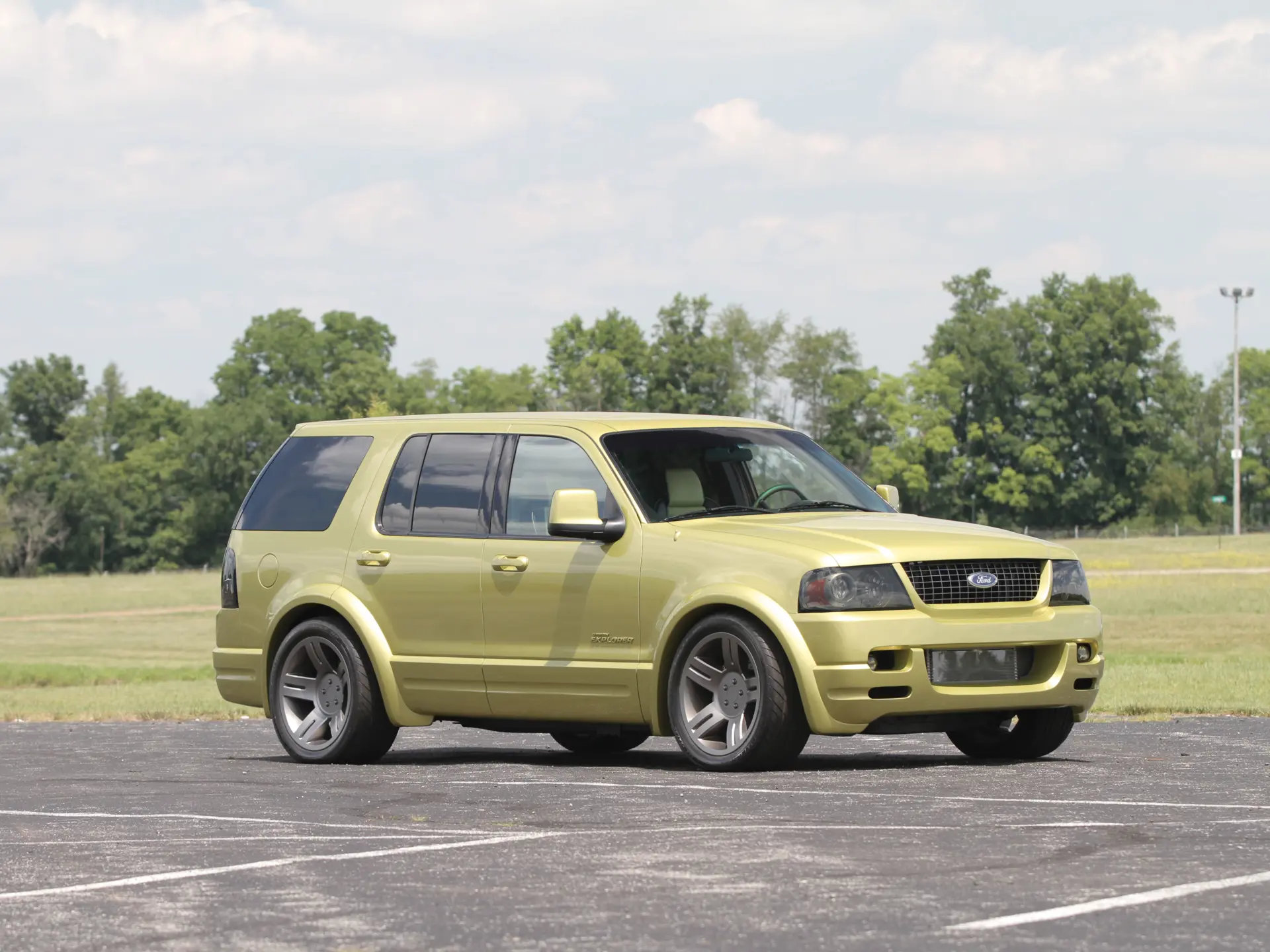 2001 Ford Urban Explorer Concept | Auburn Fall 2014 | RM Sotheby's