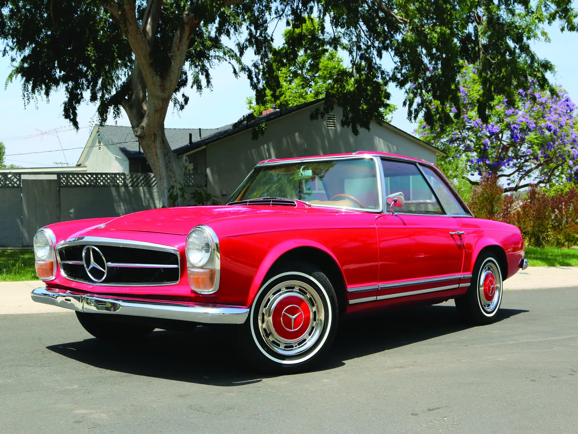 1965 Mercedes-Benz 230 SL 'Pagoda' | Santa Monica 2016 | RM Sotheby's