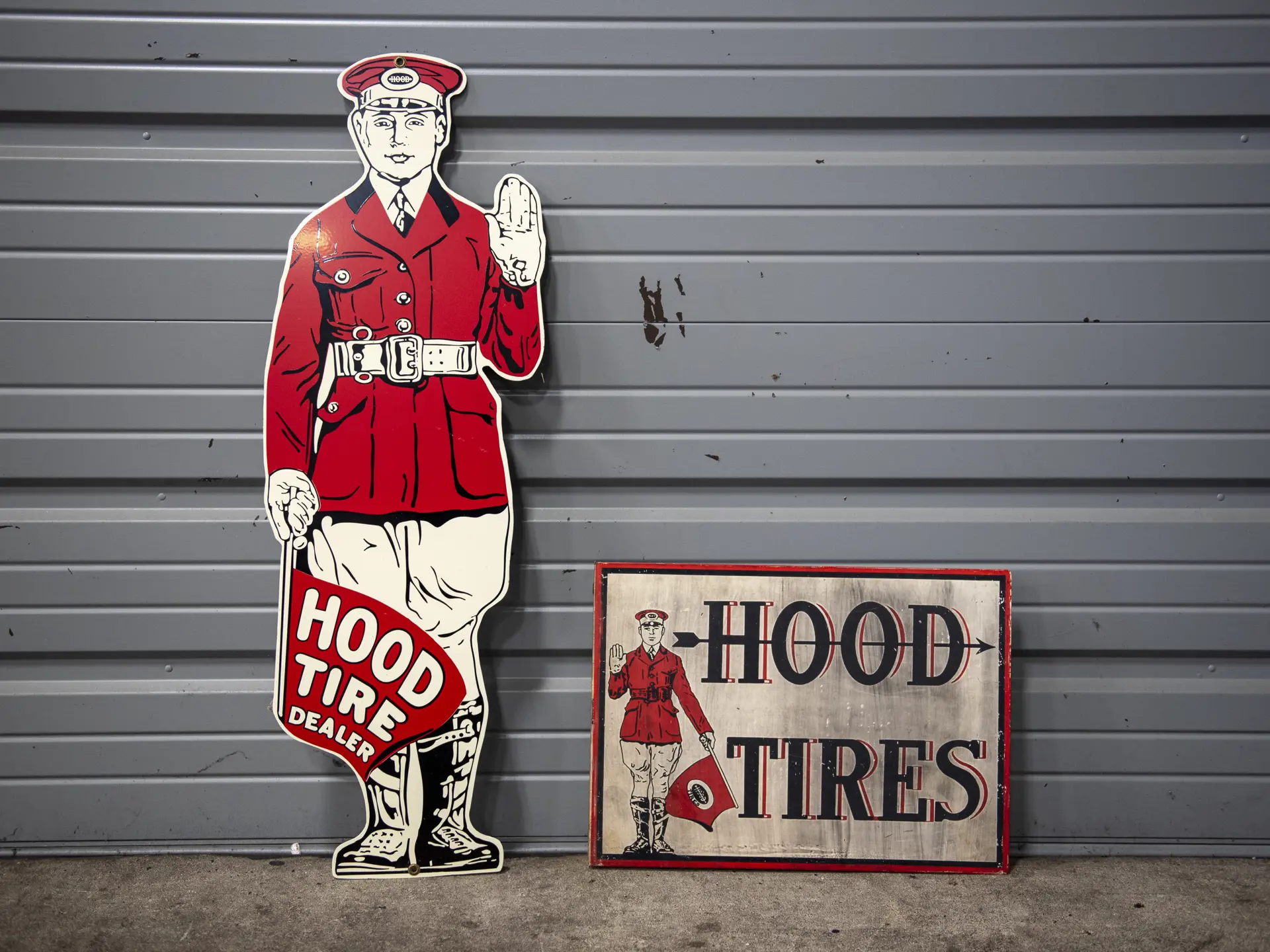 Hood Tires Signs | Auburn Fall 2021 | RM Sotheby's