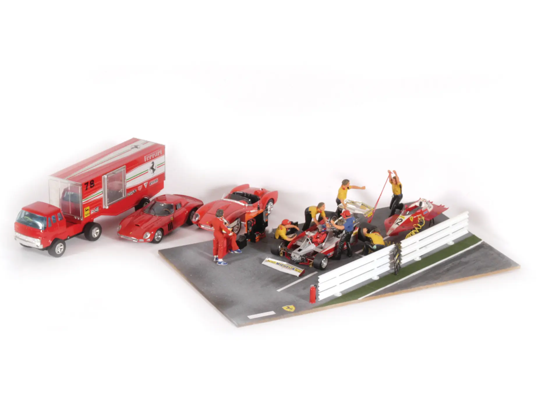FERRARI RACING MINIATURES | The Ponder Collection | RM Sotheby's