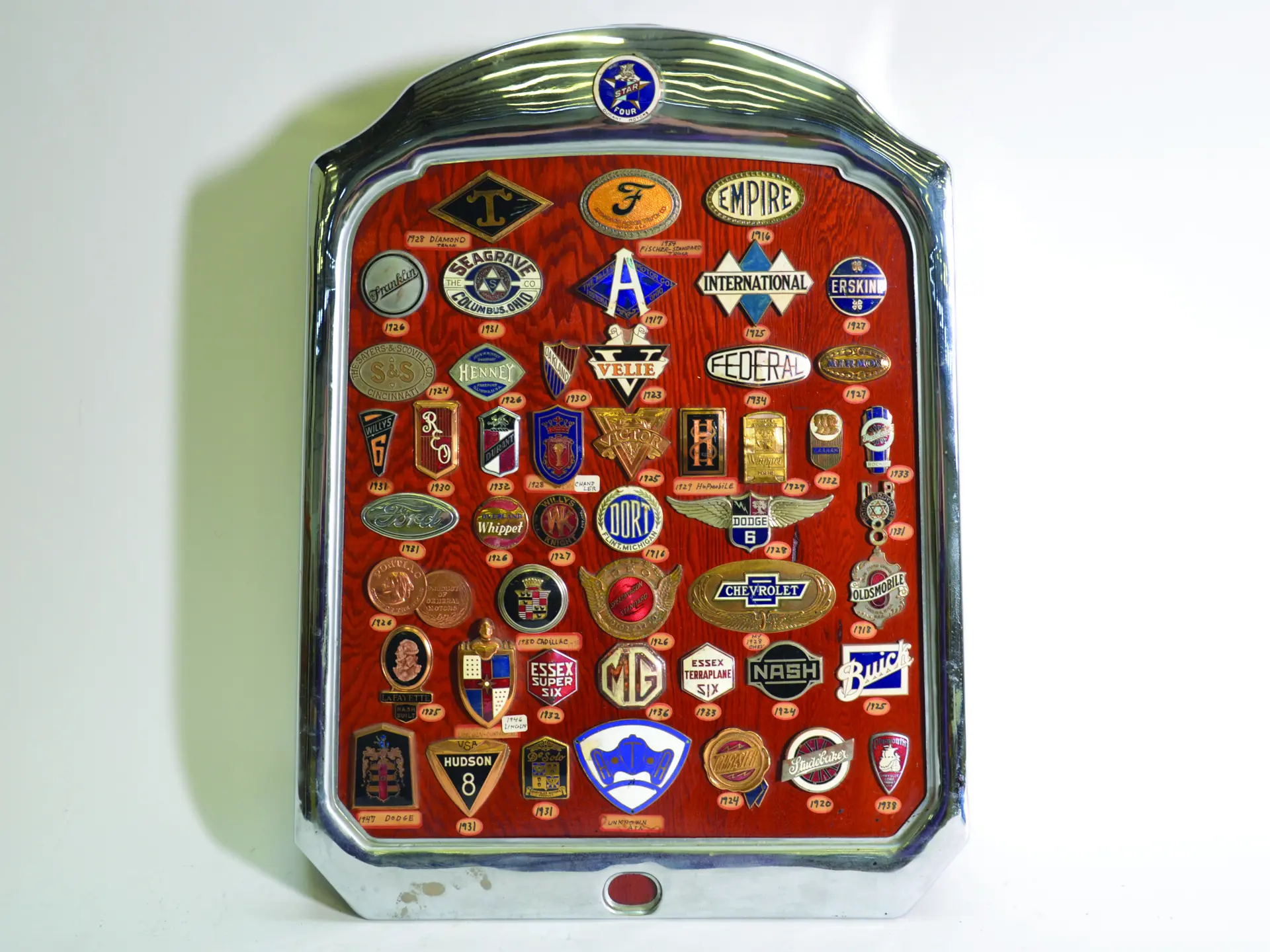 A various marque automobile badge collection. | Auburn Fall 2016 | RM ...