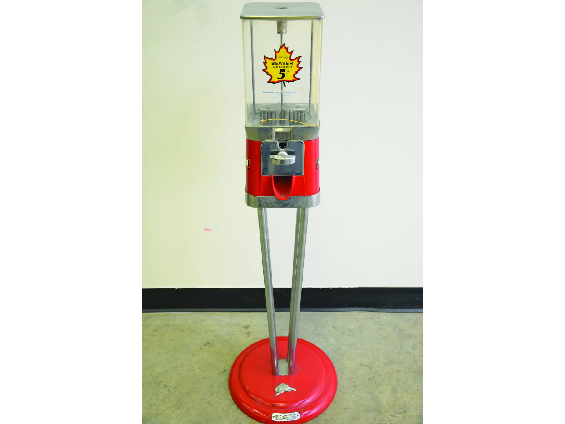 A Beaver vendor gumball machine with Harley-Davidson branding 41 ...