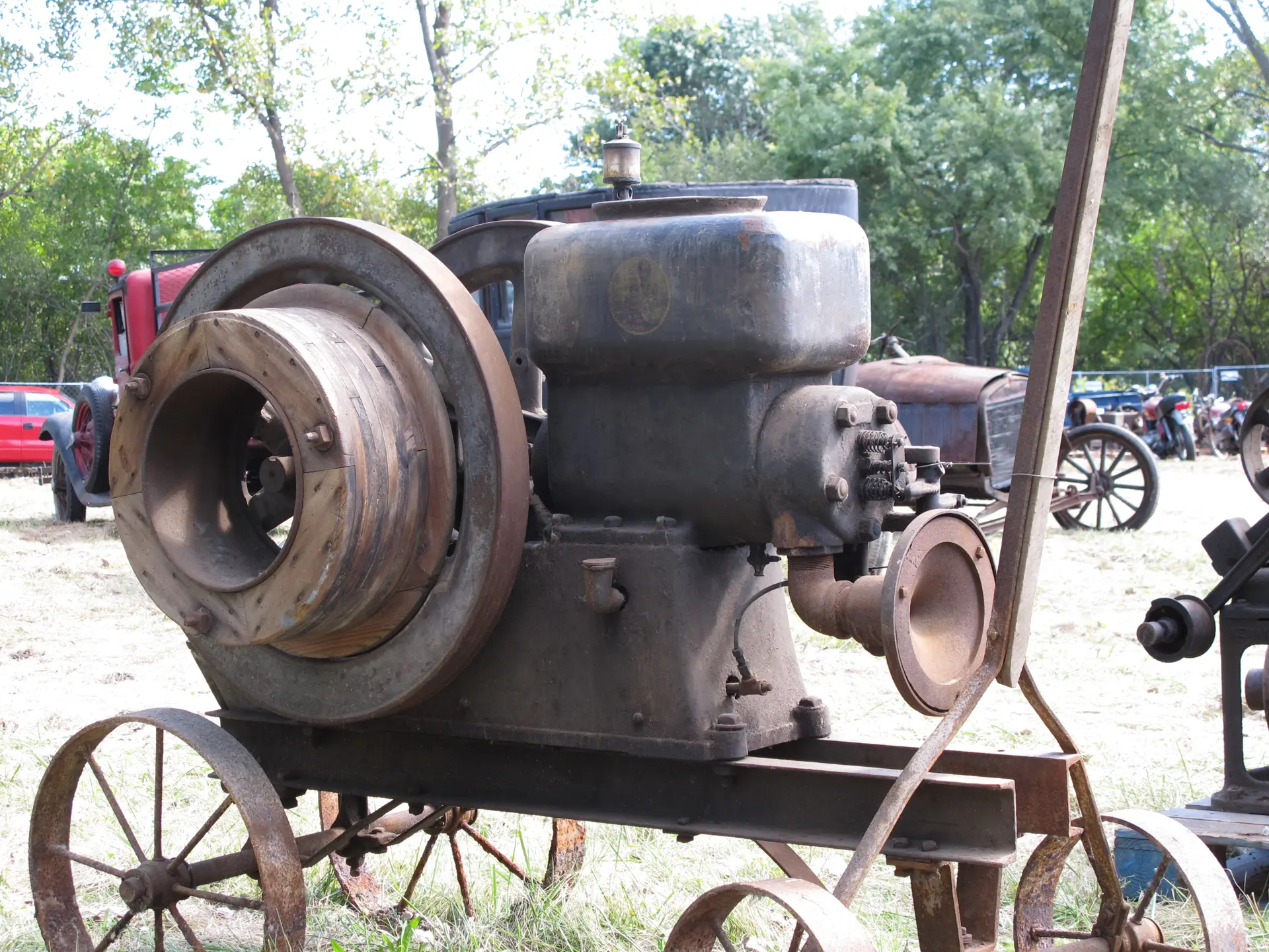 Economy hit & miss mounted on trucks - 5 hp | The Lee Roy Hartung ...