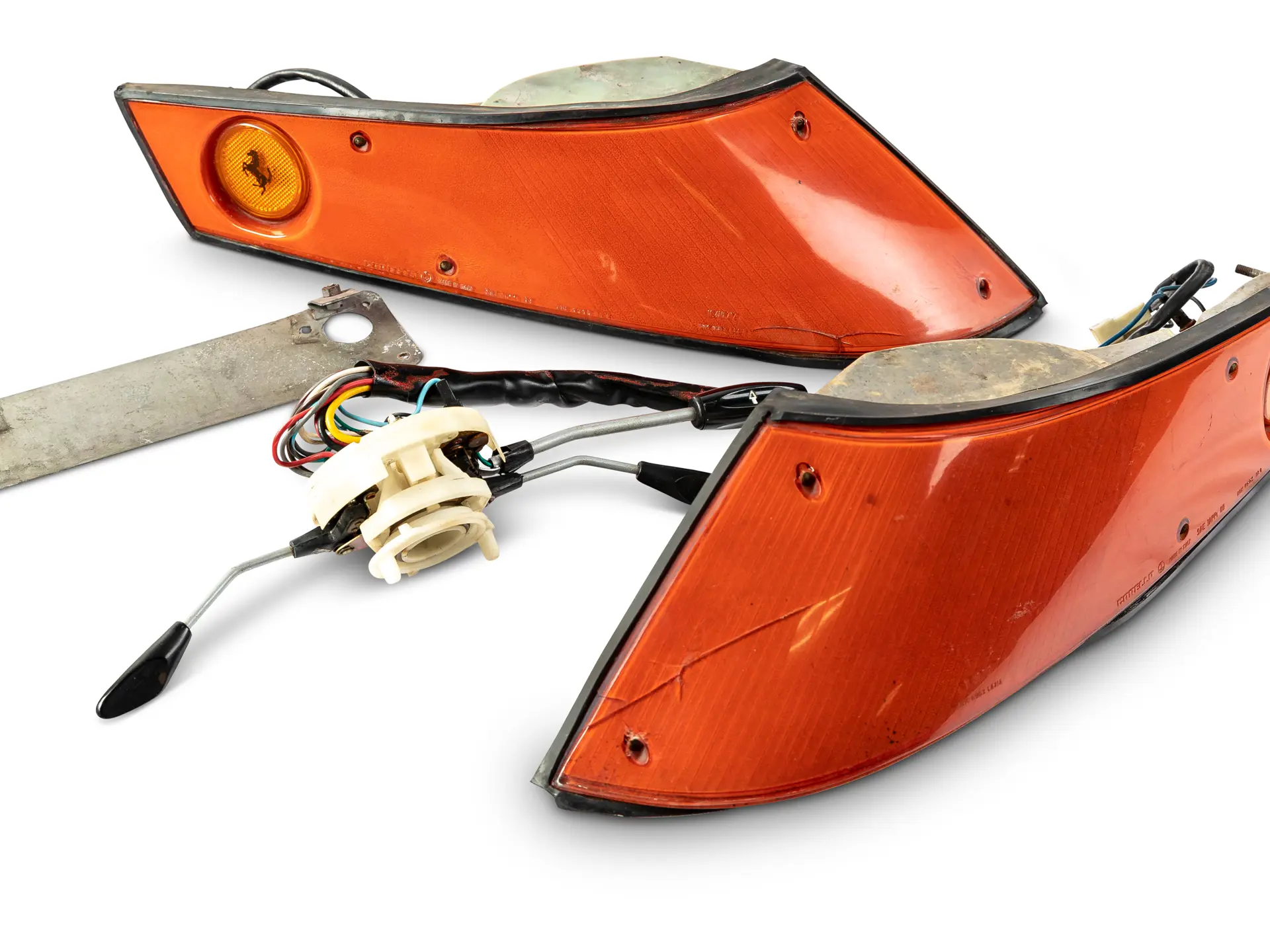 Ferrari 365 GTB/4 Daytona Turn Signal Lamps and Indicator Assembly ...