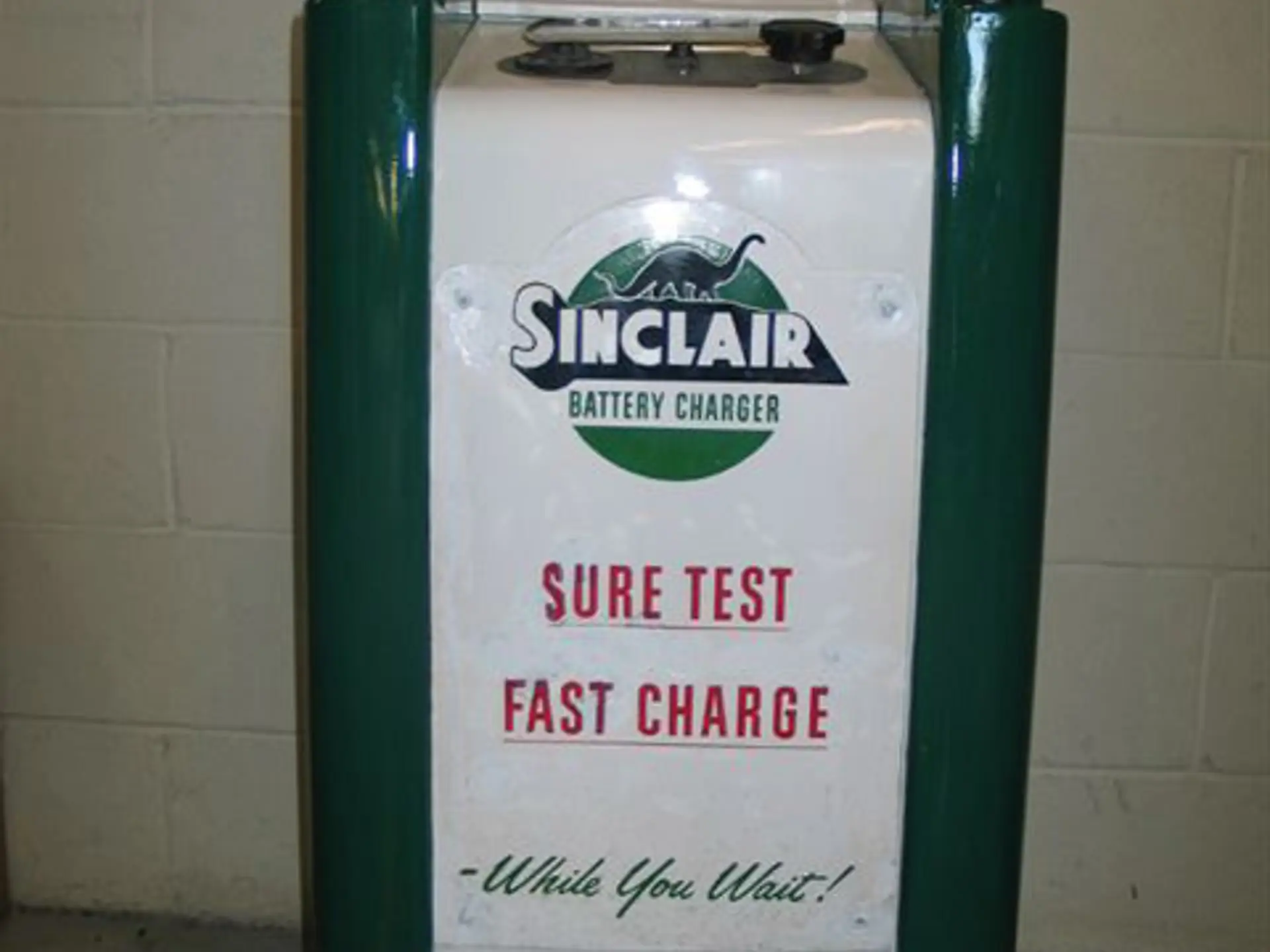 1940's Sinclair Battery Charger | The Florida Collector Car Auction ...
