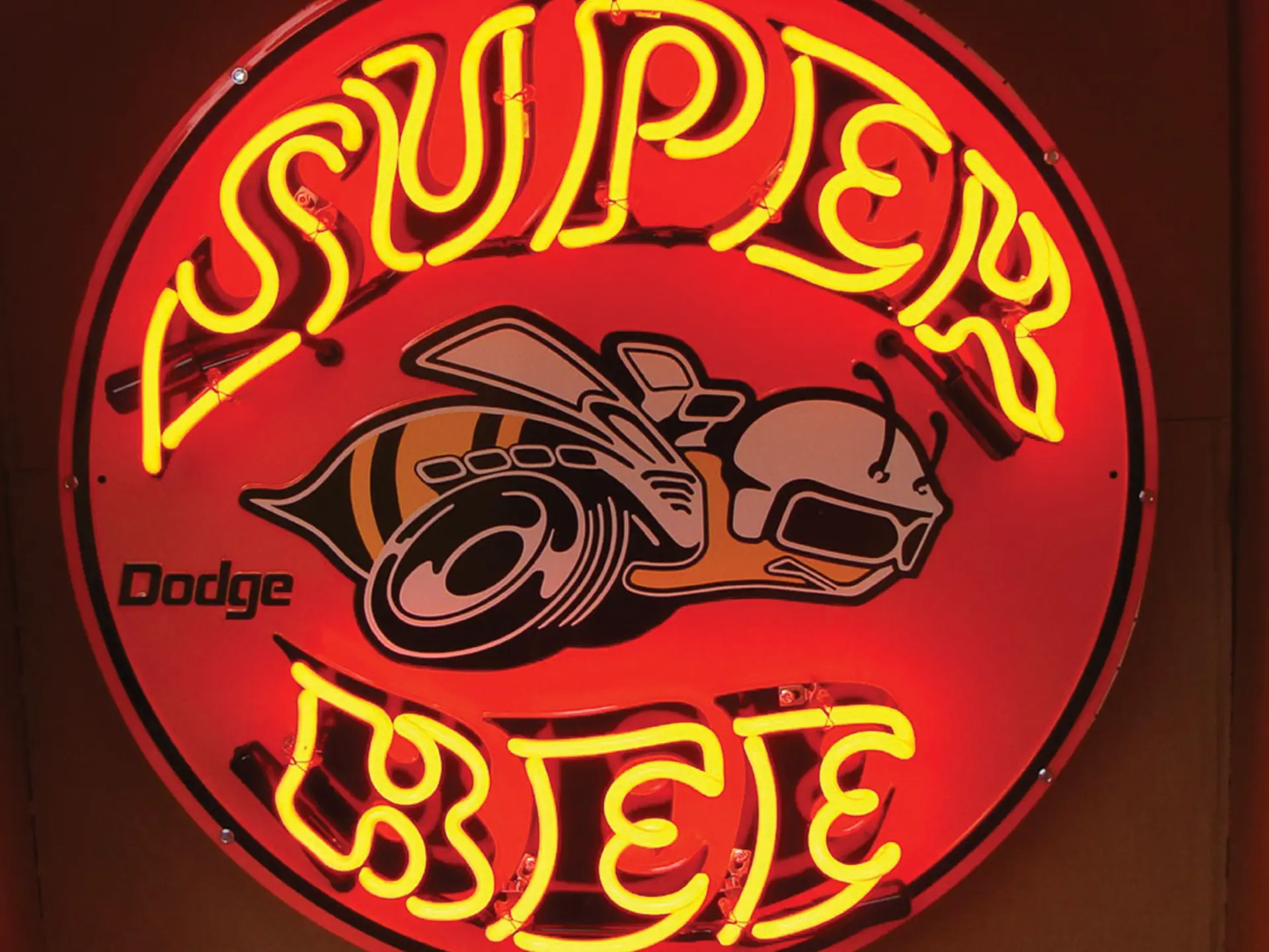 24 Inch Full Canned Super Bee Neon Sign | Auburn Spring 2013 | RM Sotheby's