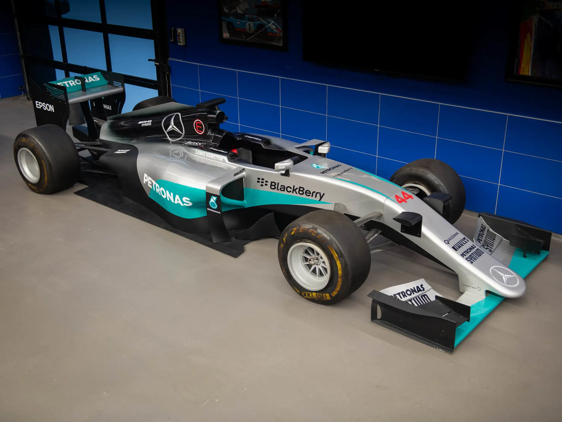 Formula Factory F1 Show Car 'Lewis Hamilton' Full Scale Model | Dare to ...