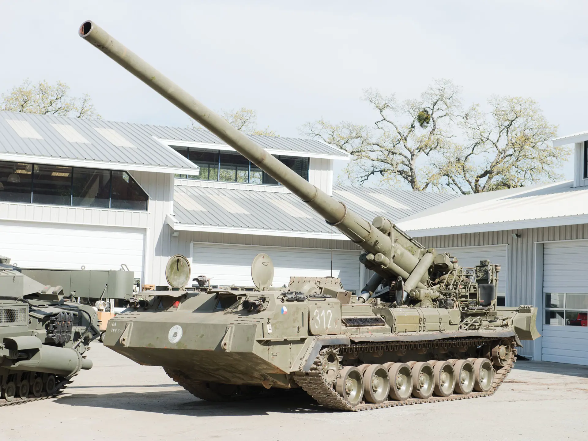 2S7 203-mm Self-Propelled Gun "Pion" | The Littlefield Collection | RM ...