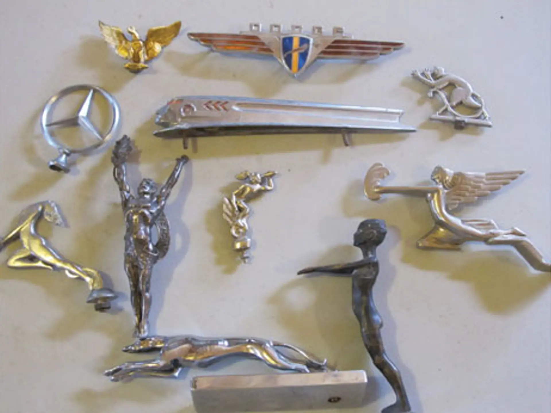 Mascots and Emblem | The Bennett Collection | RM Sotheby's