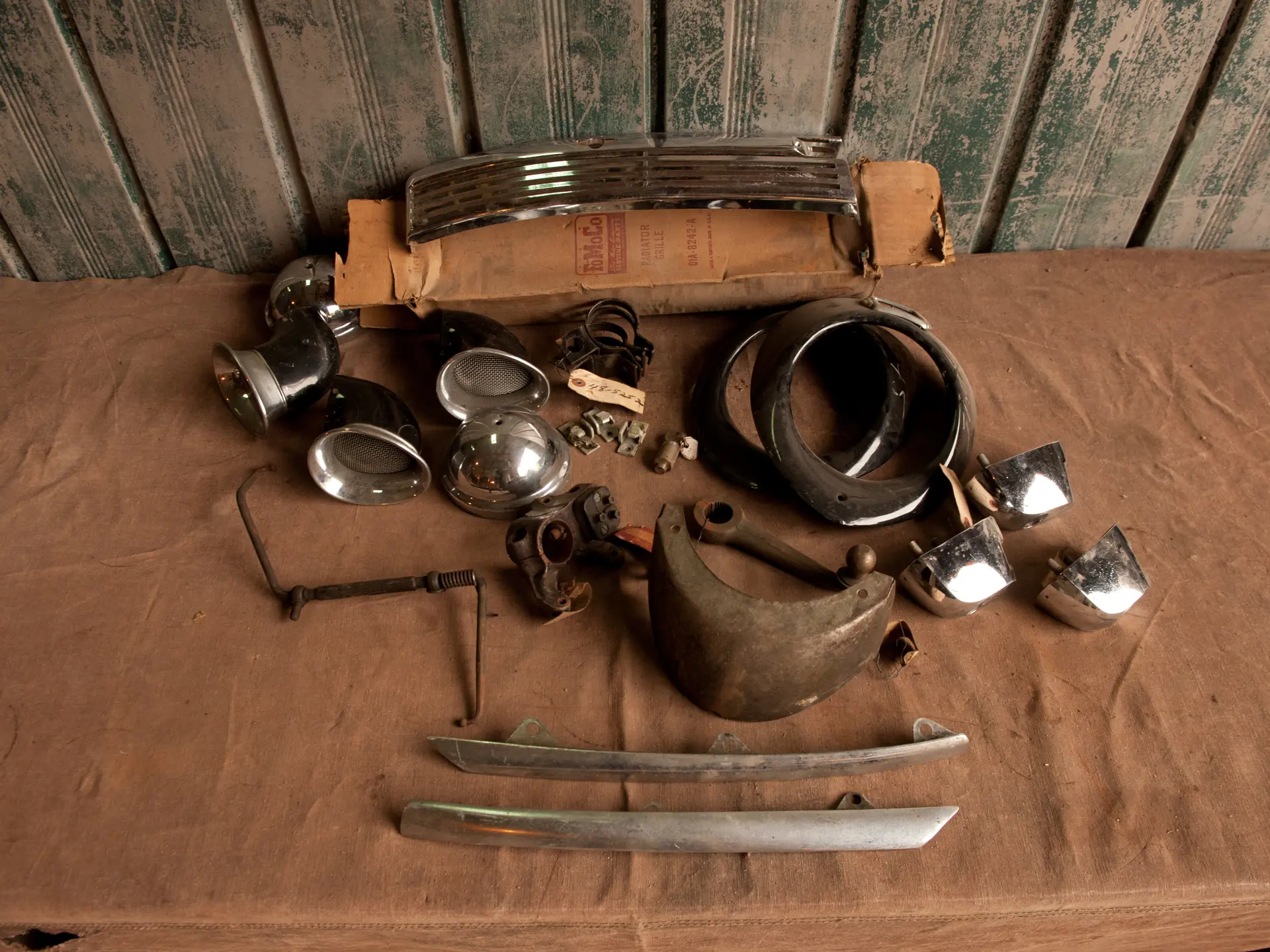 NOS 1935 and 1940 Ford Parts | The Lee Roy Hartung Collection | RM ...