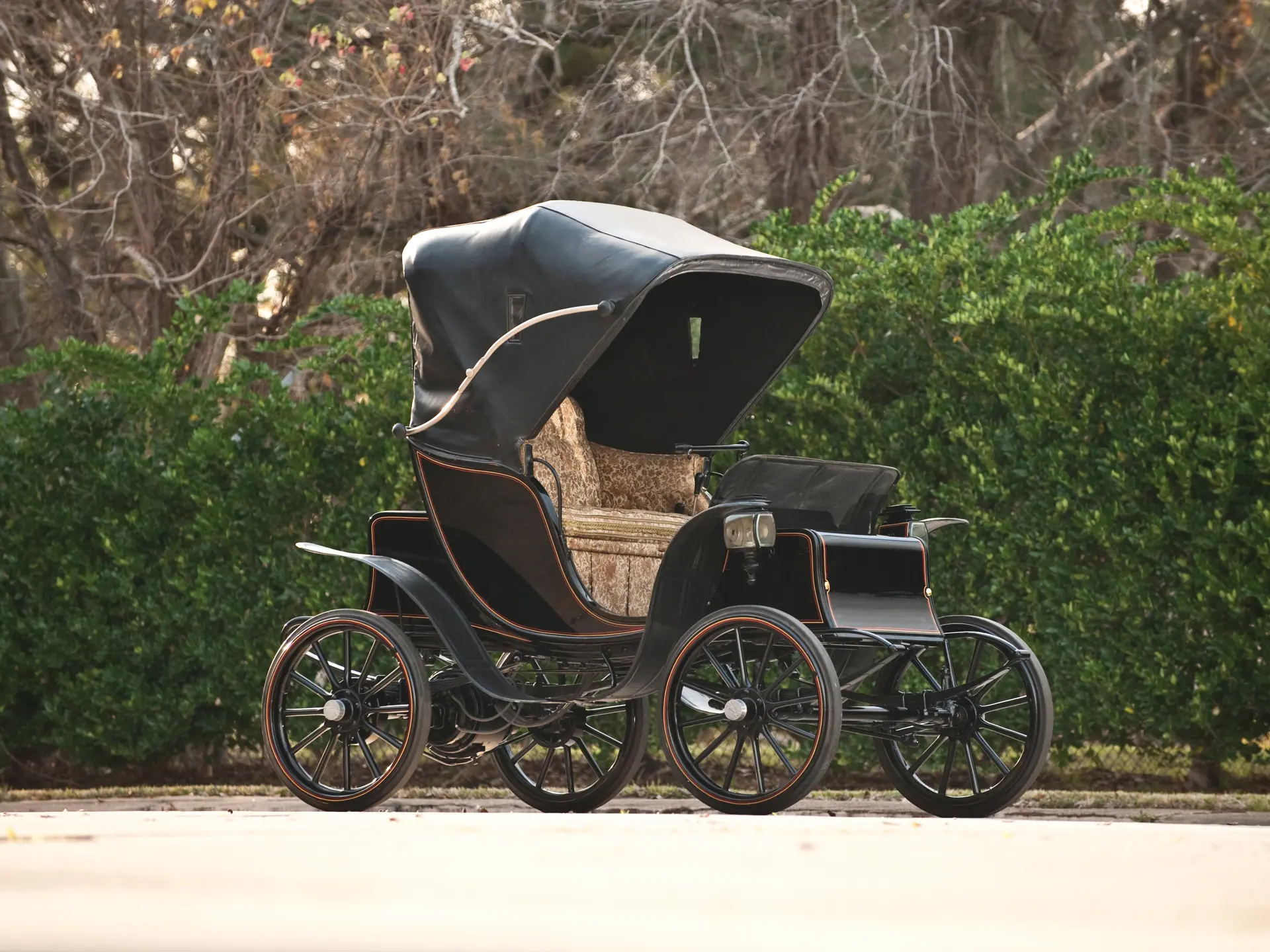 1906 Pope-Waverley Victoria Phaeton | Amelia Island 2011 | RM Sotheby's