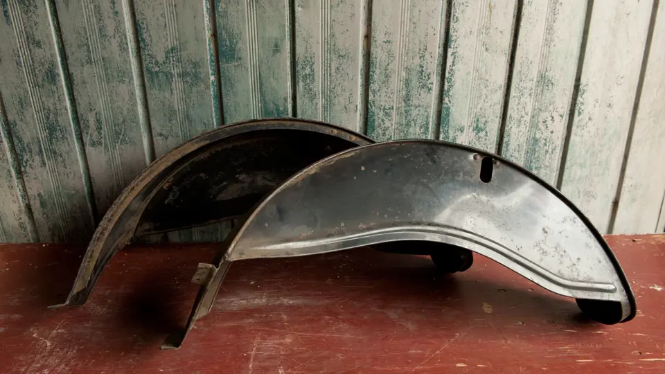 Ford Fenders | The Lee Roy Hartung Collection | RM Sotheby's