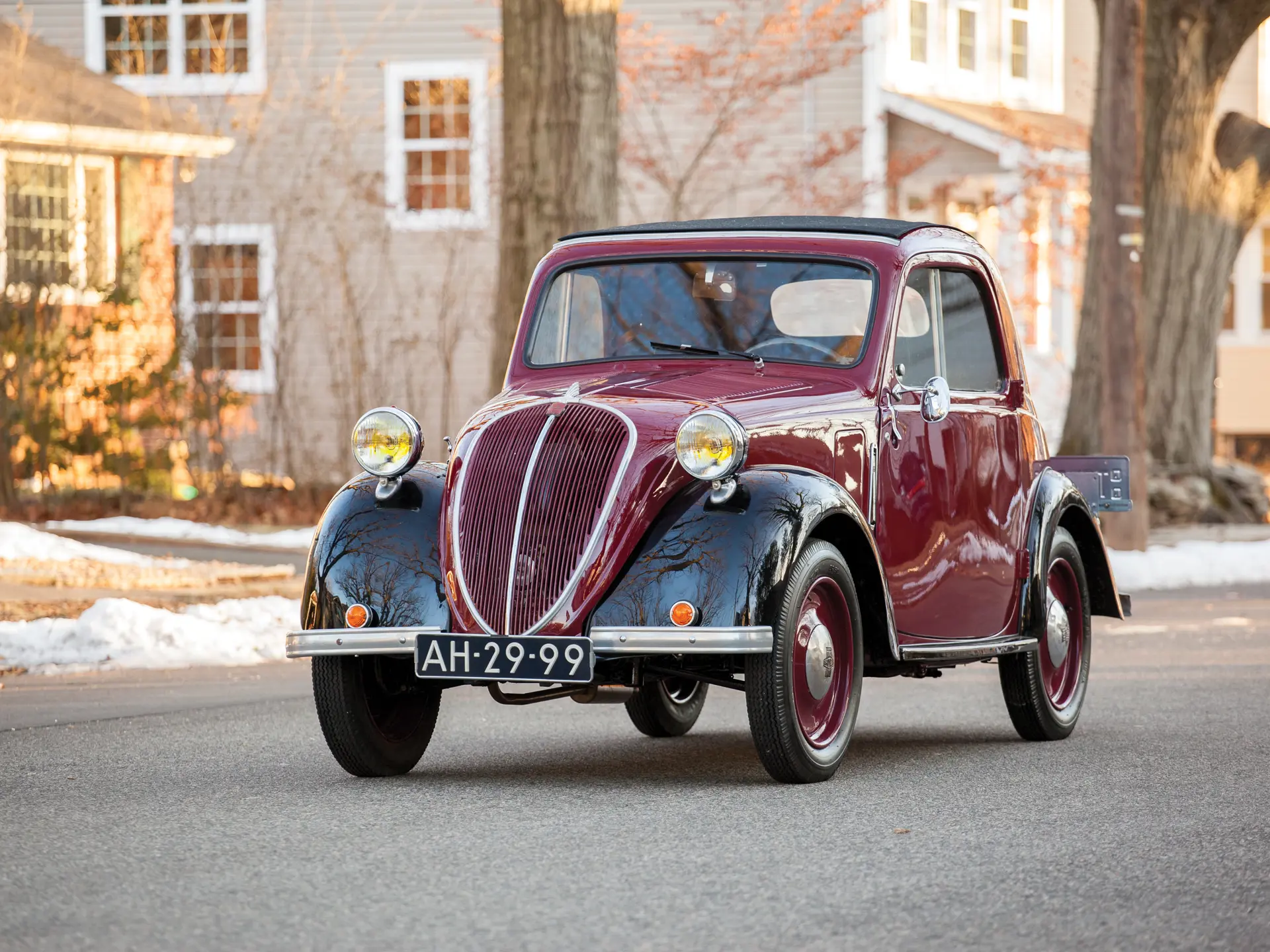 1938 Simca Cinq Cabriolet | Amelia Island 2014 | RM Sotheby's