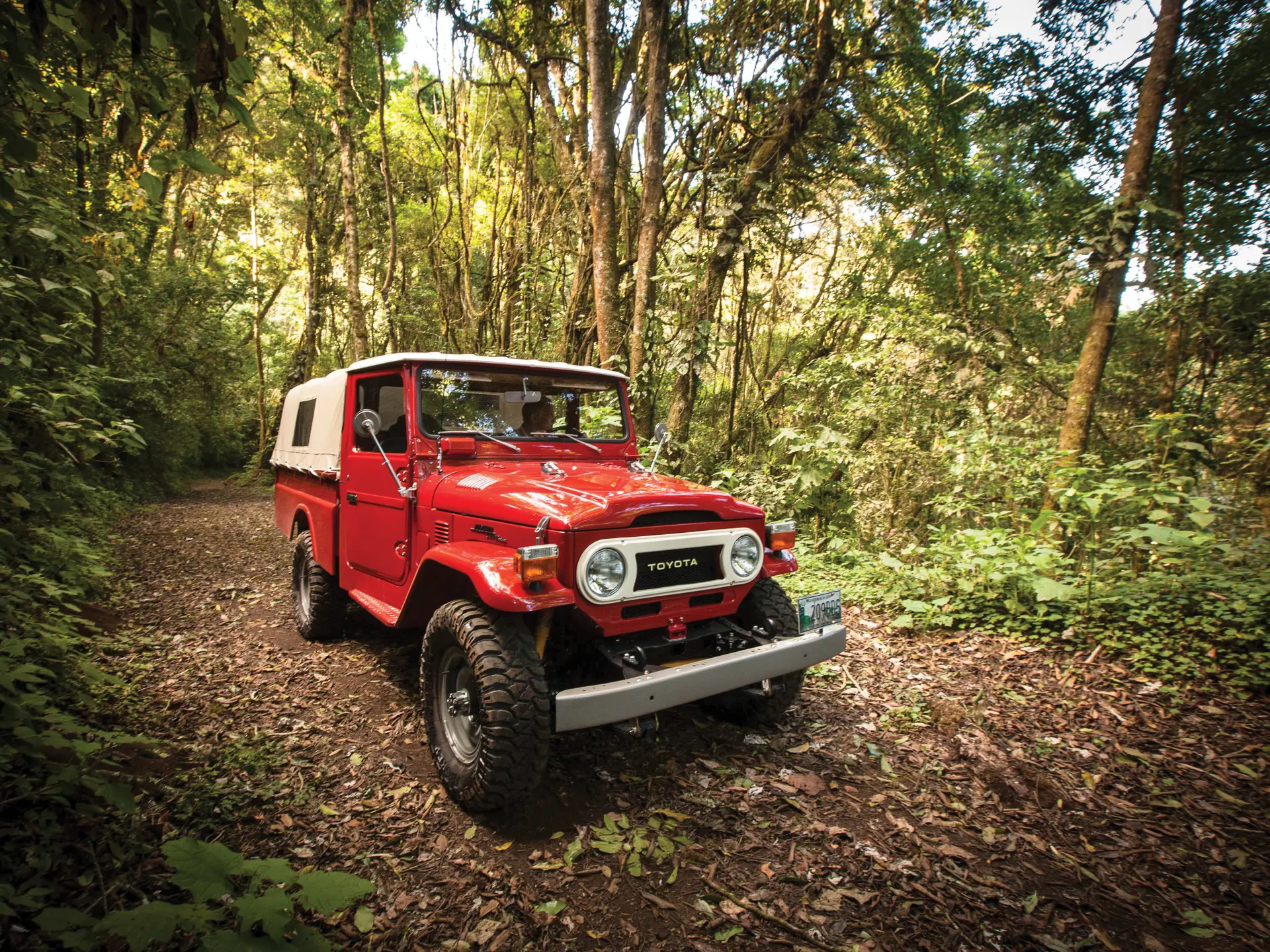 1976 Toyota FJ45 Land Cruiser Pickup | Auburn Spring 2018 | RM Sotheby's