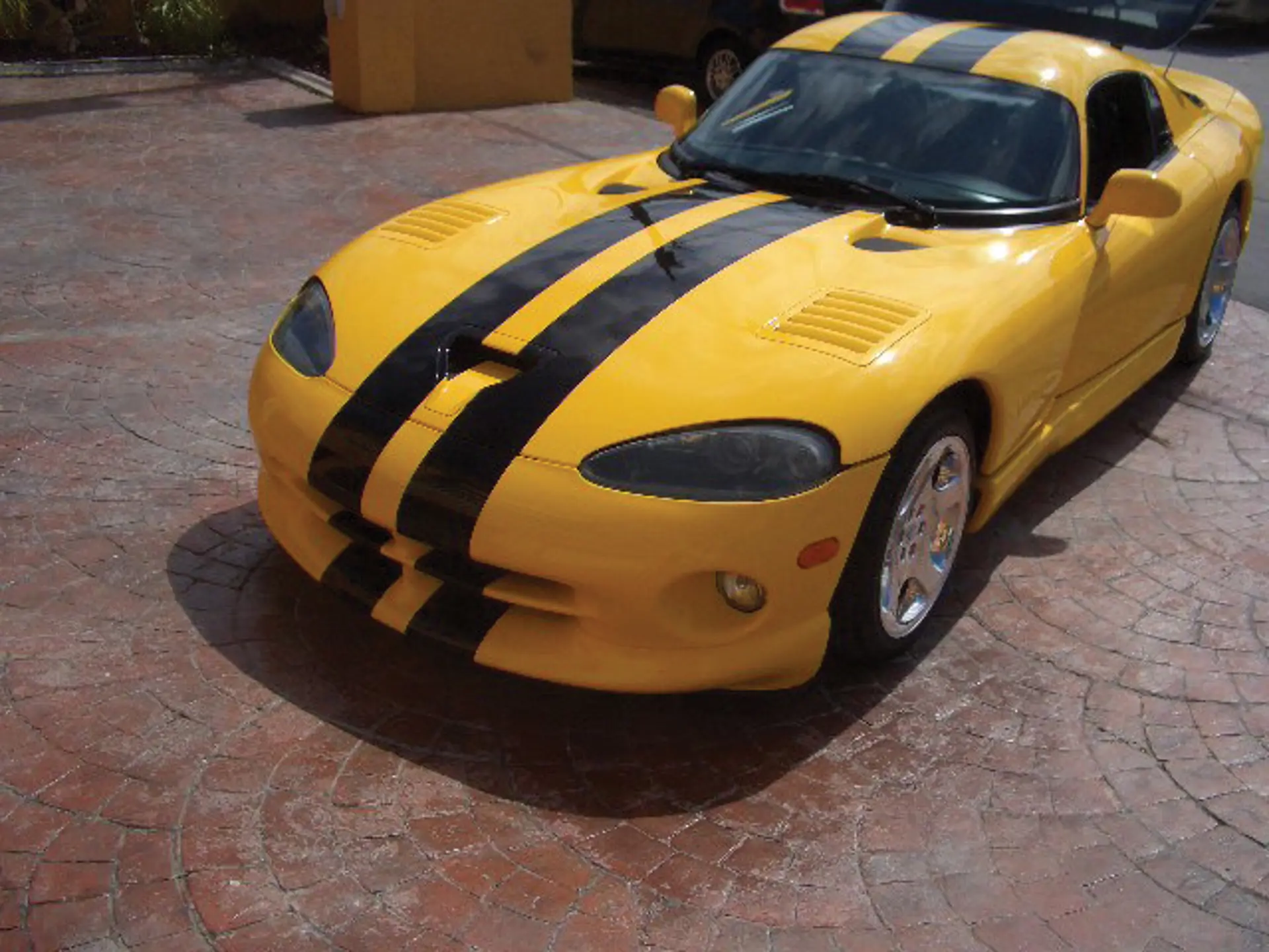 2002 Dodge Viper GTS | Fort Lauderdale 2011 | RM Sotheby's