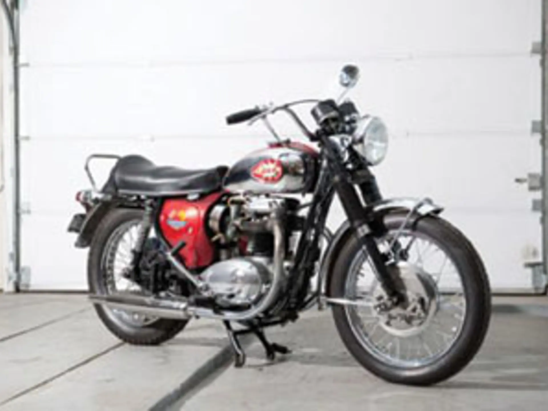 1968 BSA Lightning | Las Vegas Premier Motorcycle Auction | RM Sotheby's