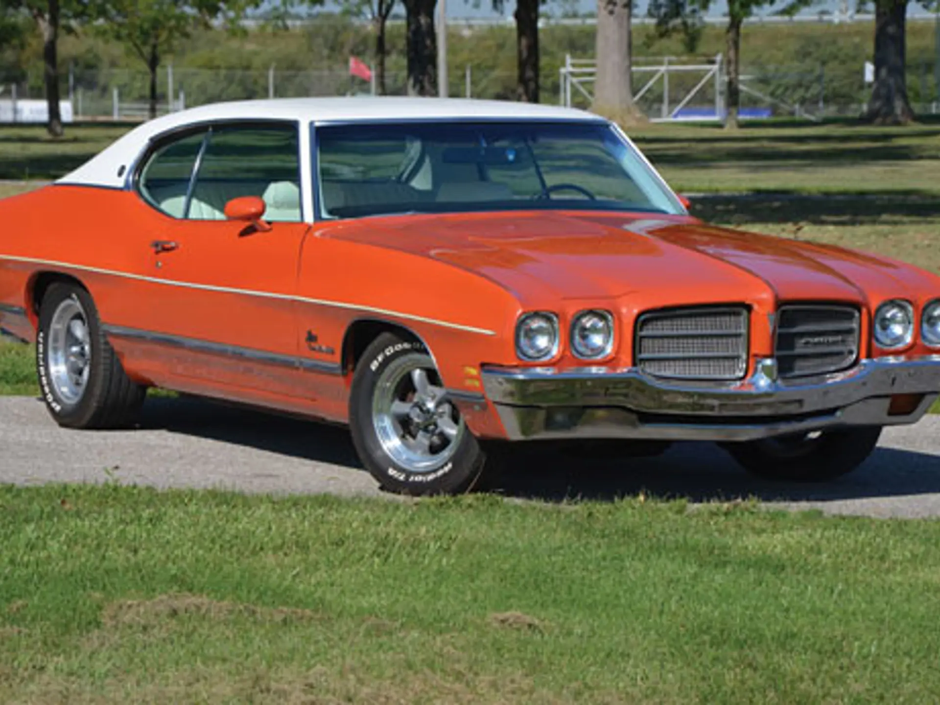 1972 Pontiac Luxury LeMans | Auburn Fall 2012 | RM Sotheby's