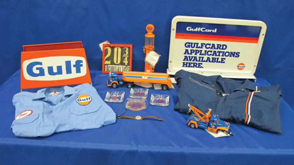 Assorted Gulf Collectables | Auburn Fall 2012 | RM Sotheby's