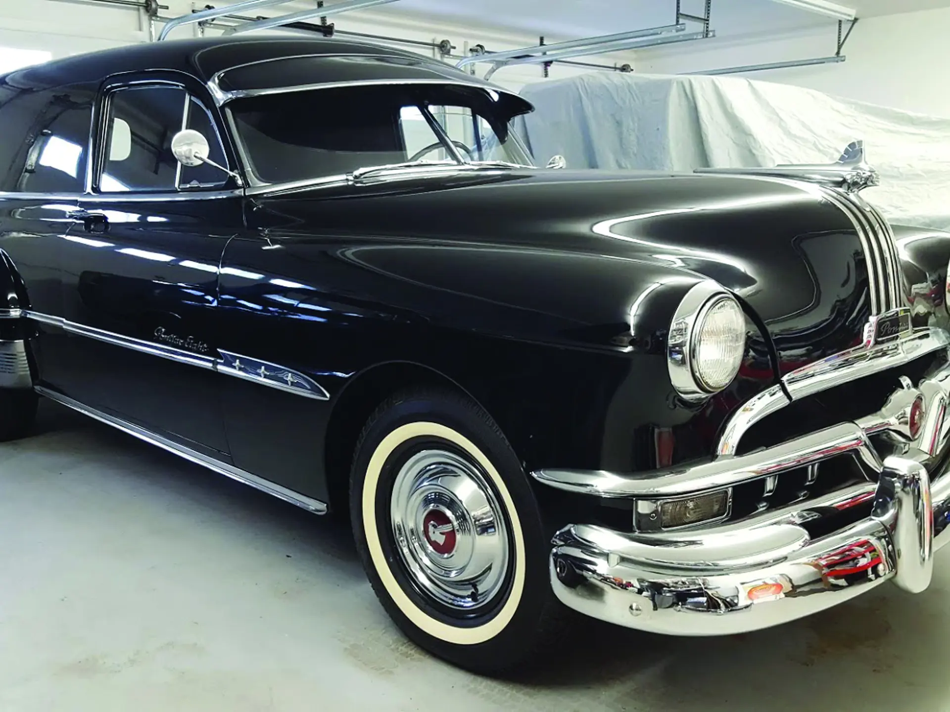 1951 Pontiac Eight | Auburn Fall 2017 | RM Sotheby's