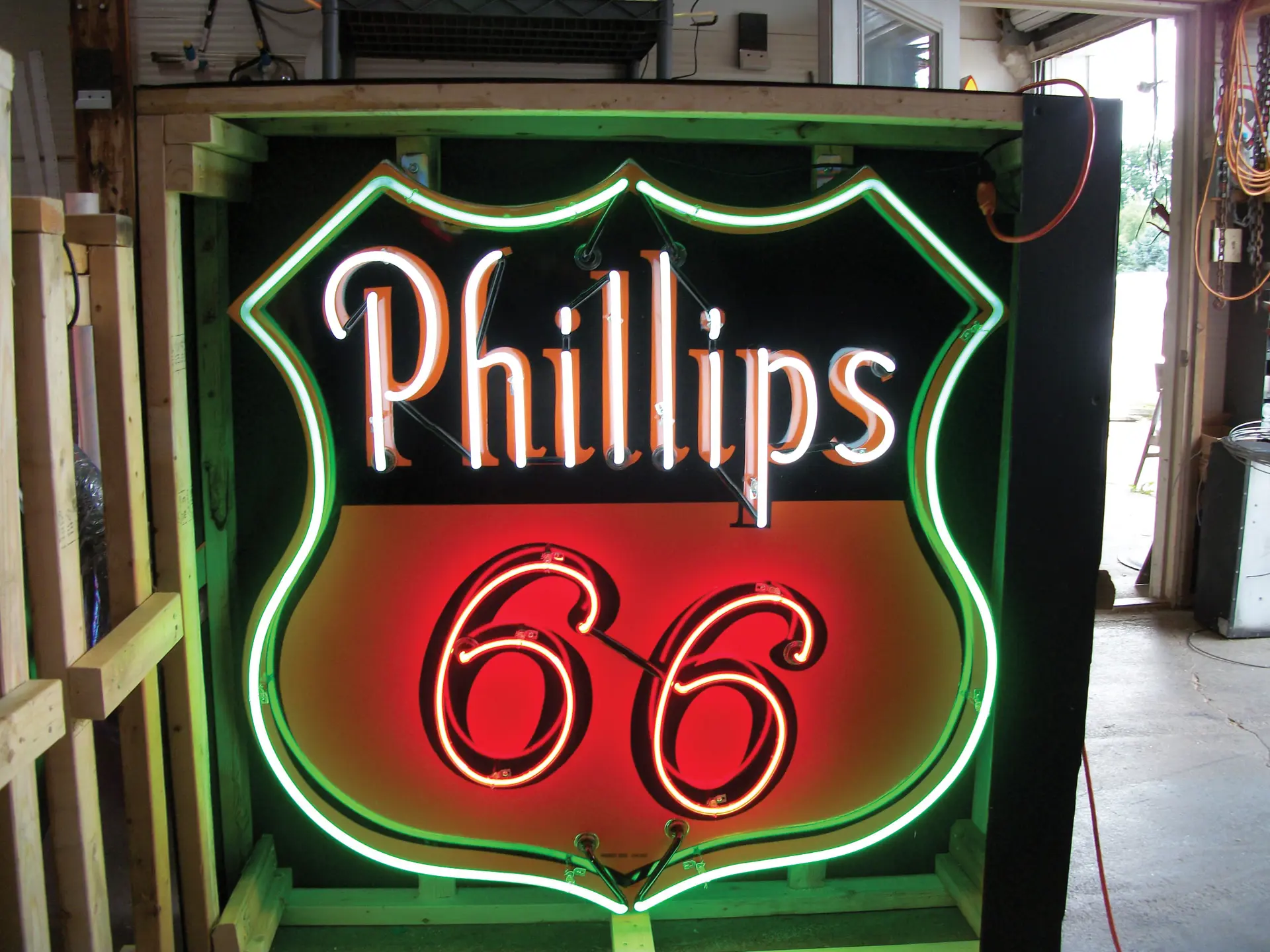 Original Phillips 66 Neon Sign | Auburn Fall 2014 | RM Sotheby's
