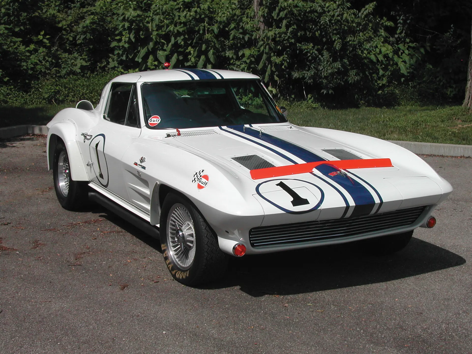 1963 Chevrolet Z06 Gulf Oil Corvette Race Car | The Monterey Sports and ...