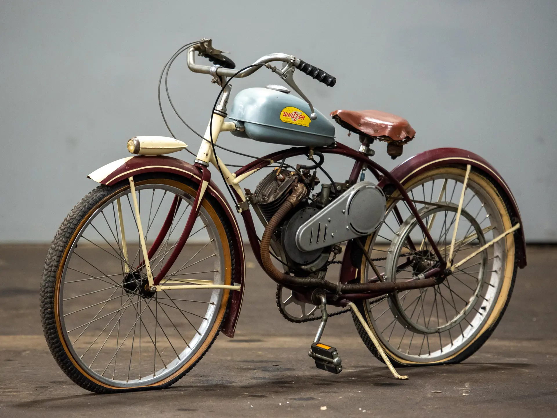 Whizzer | Auburn Fall 2021 | RM Sotheby's