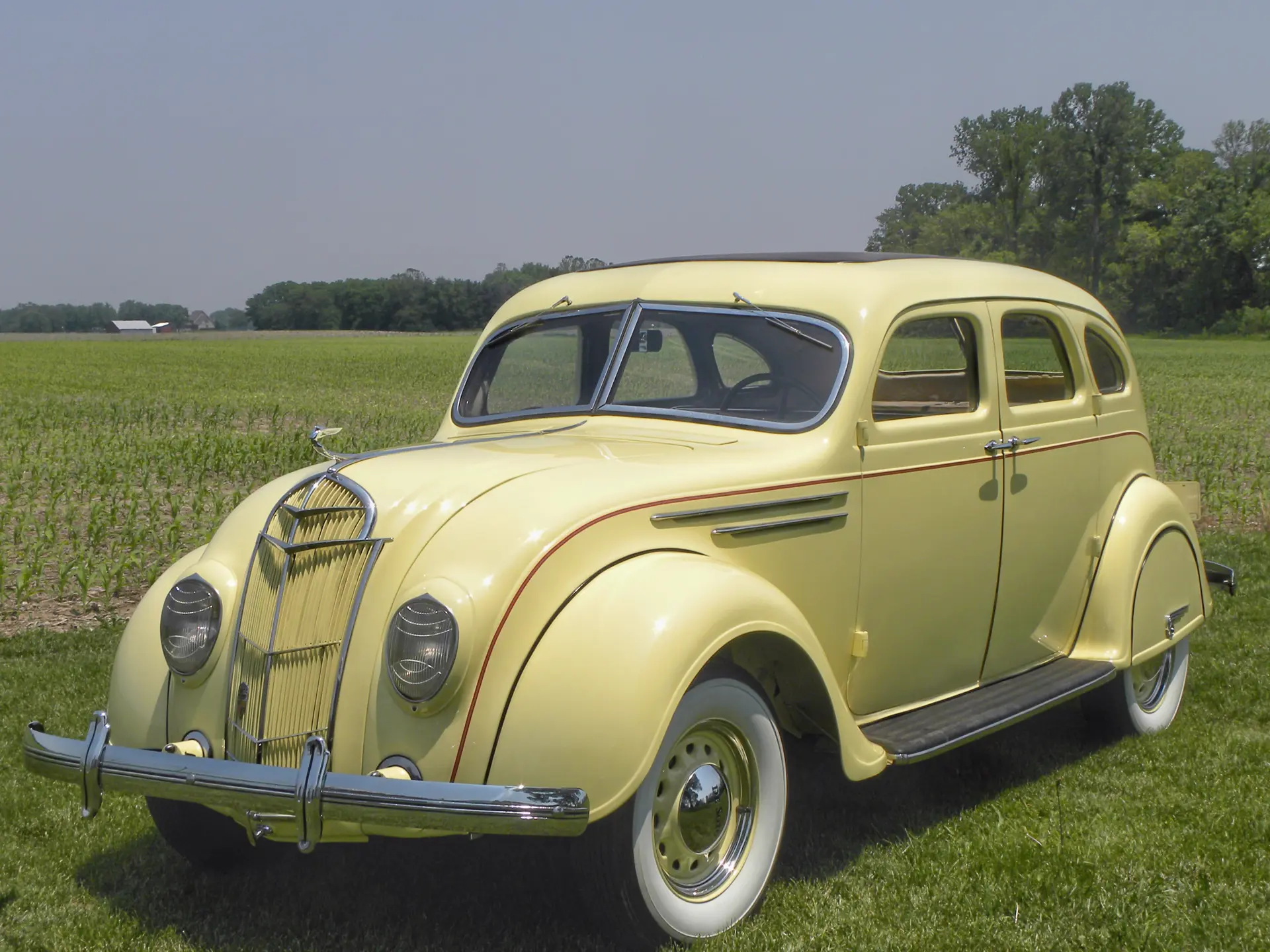 1935 DeSoto Airflow Sedan | St. John's 2011 | RM Sotheby's