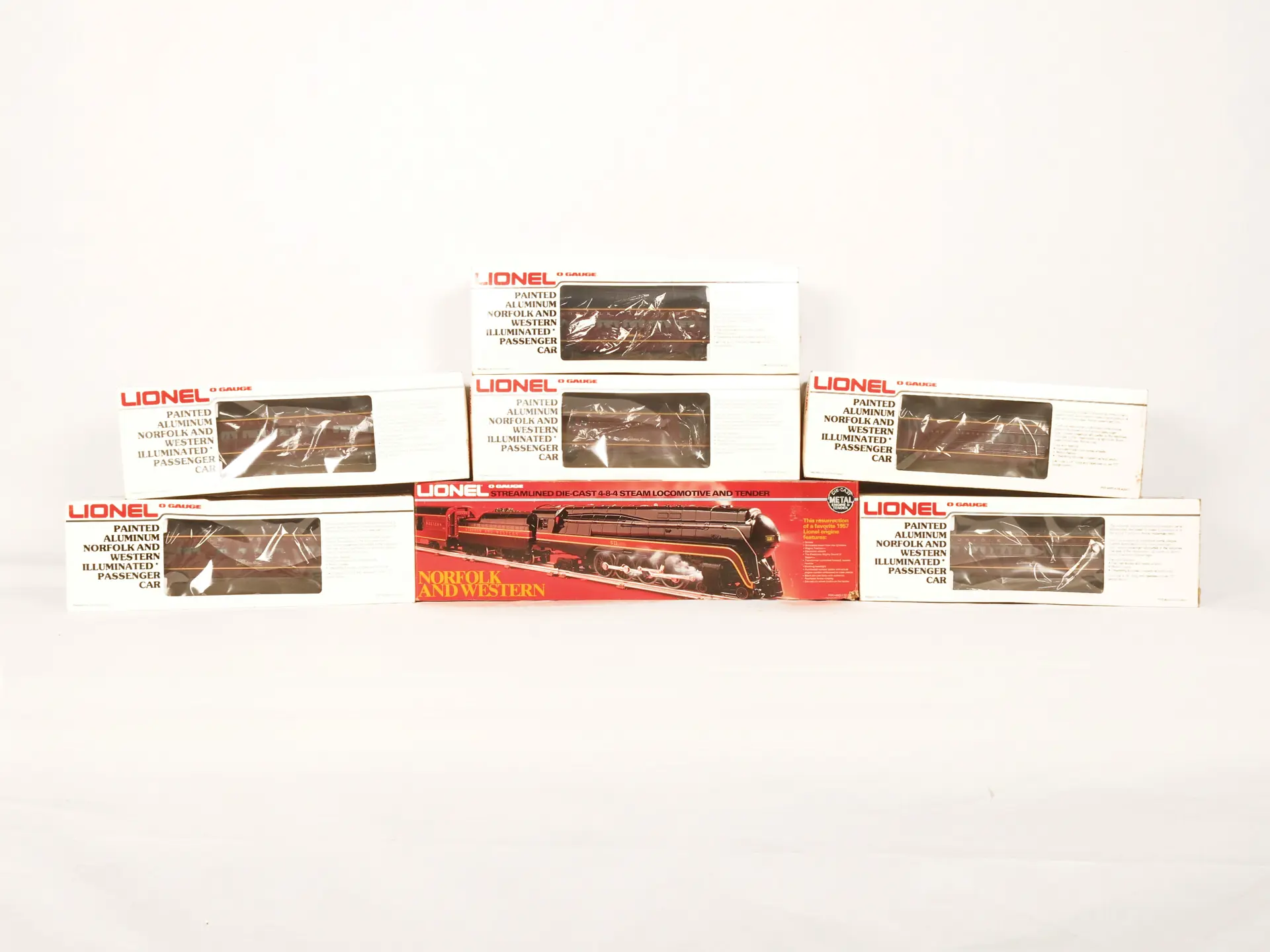 Lionel O Gauge Norfolk & Western Streamlined 4-8-4 Steam Locomotive and ...