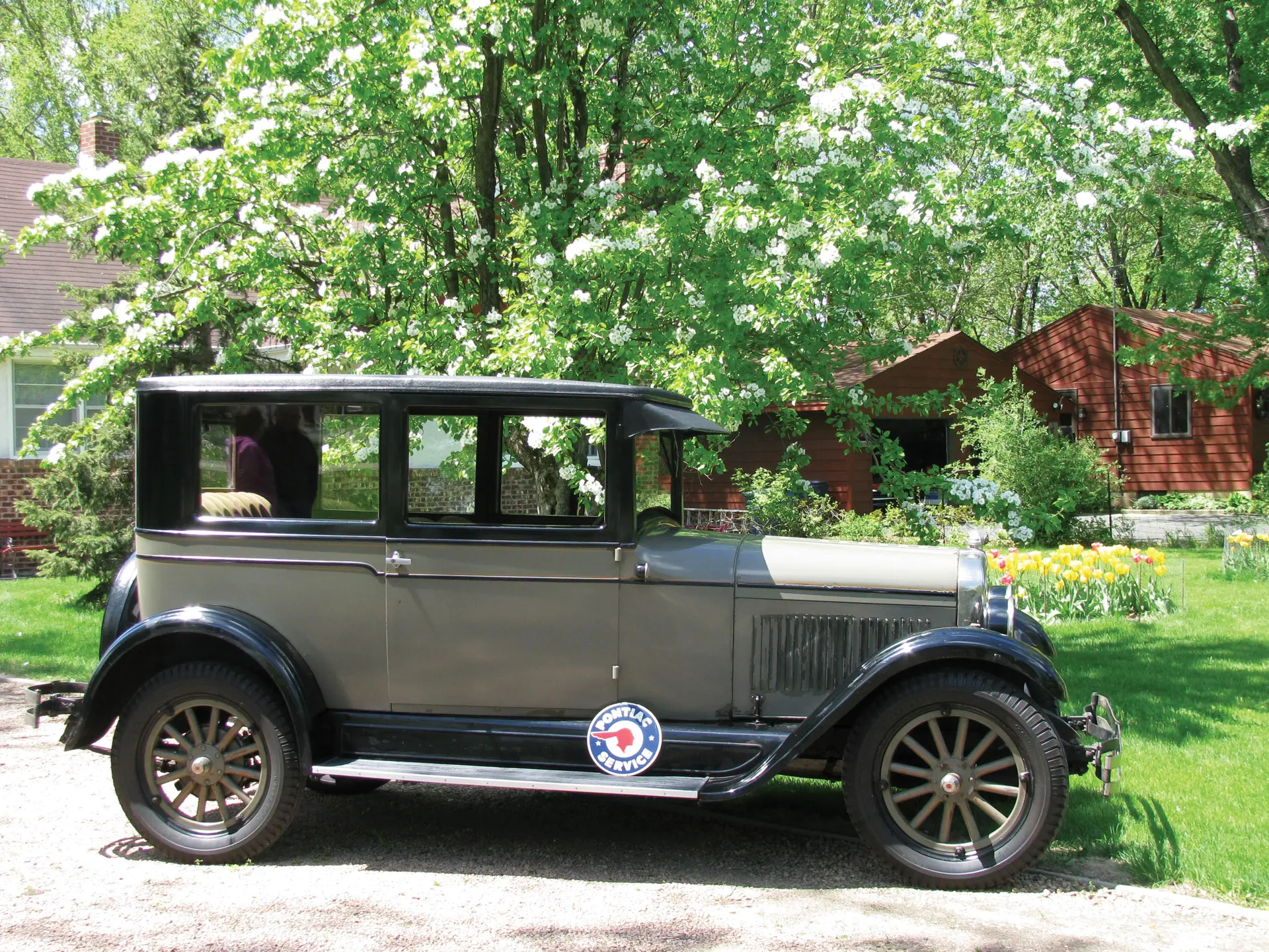 1926 Pontiac Two-Door Sedan | Vintage Motor Cars of Hershey 2010 | RM ...