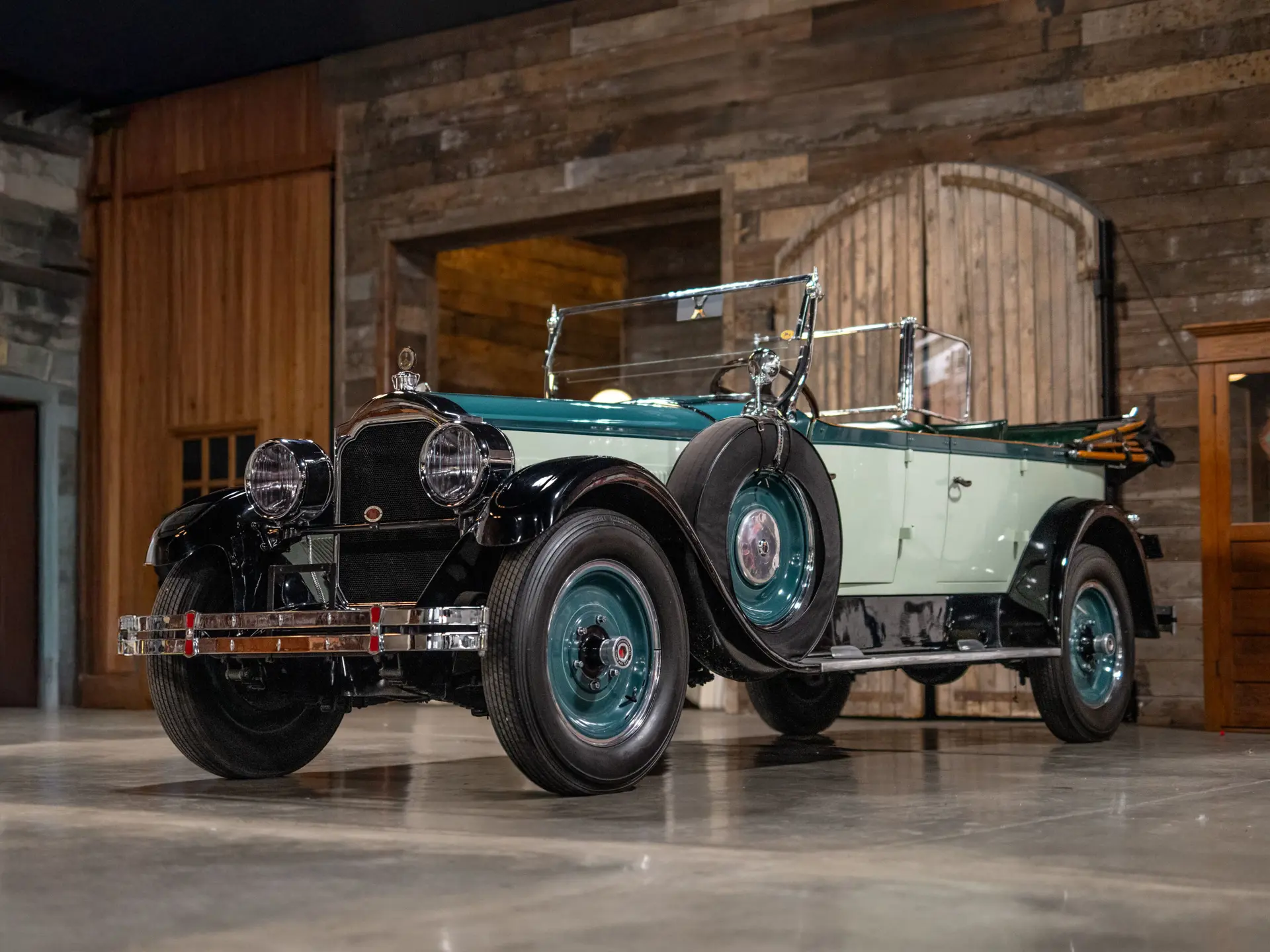 1926 Packard 243 Eight Touring by the Custom Automobile Body Company of ...