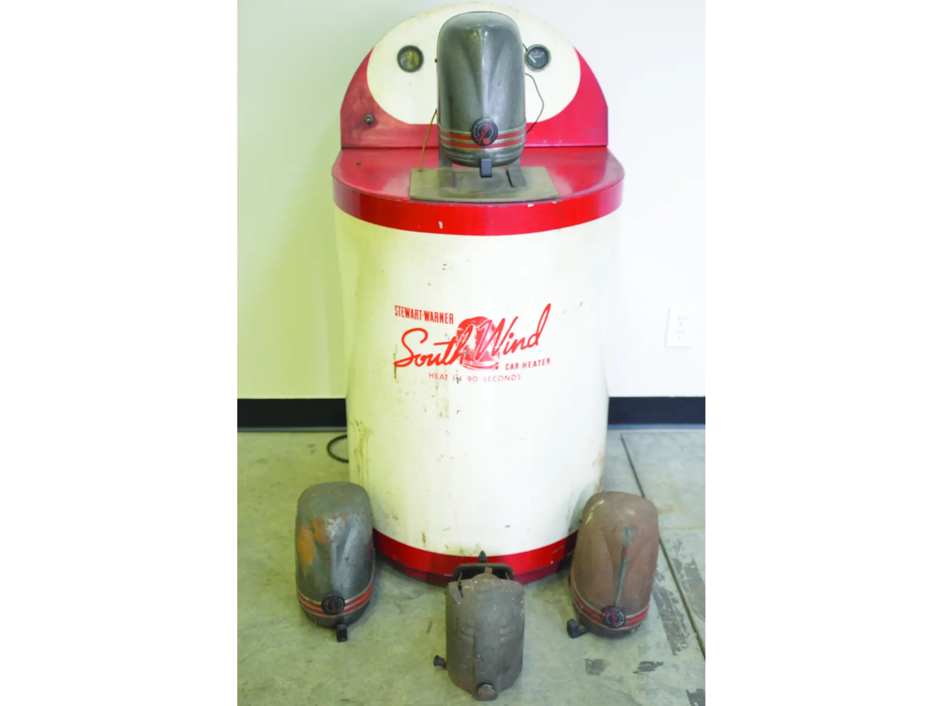 A South Wind car heater display cabinet | Auburn Fall 2016 | RM Sotheby's