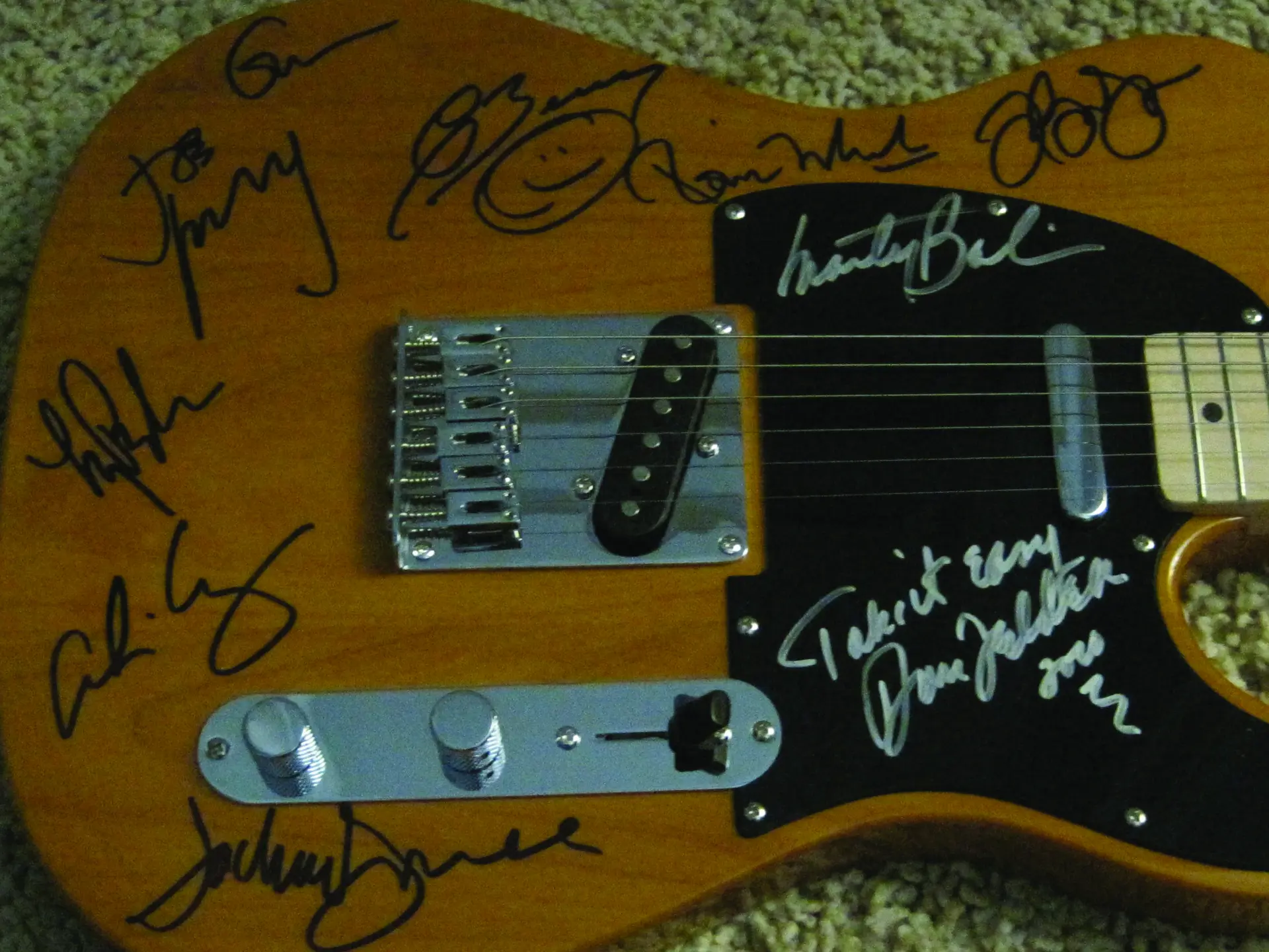Autographed Electric Guitar | Auburn Fall 2010 | RM Sotheby's