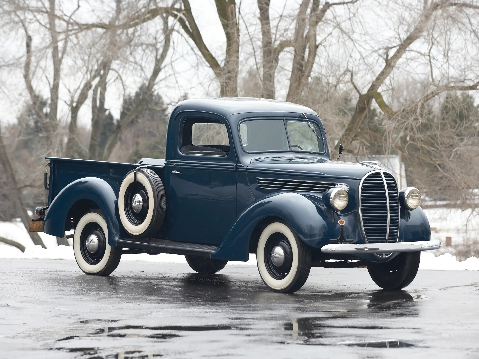 1939 Ford Pickup | Classic Car Auction of Michigan 2008 | RM Sotheby's