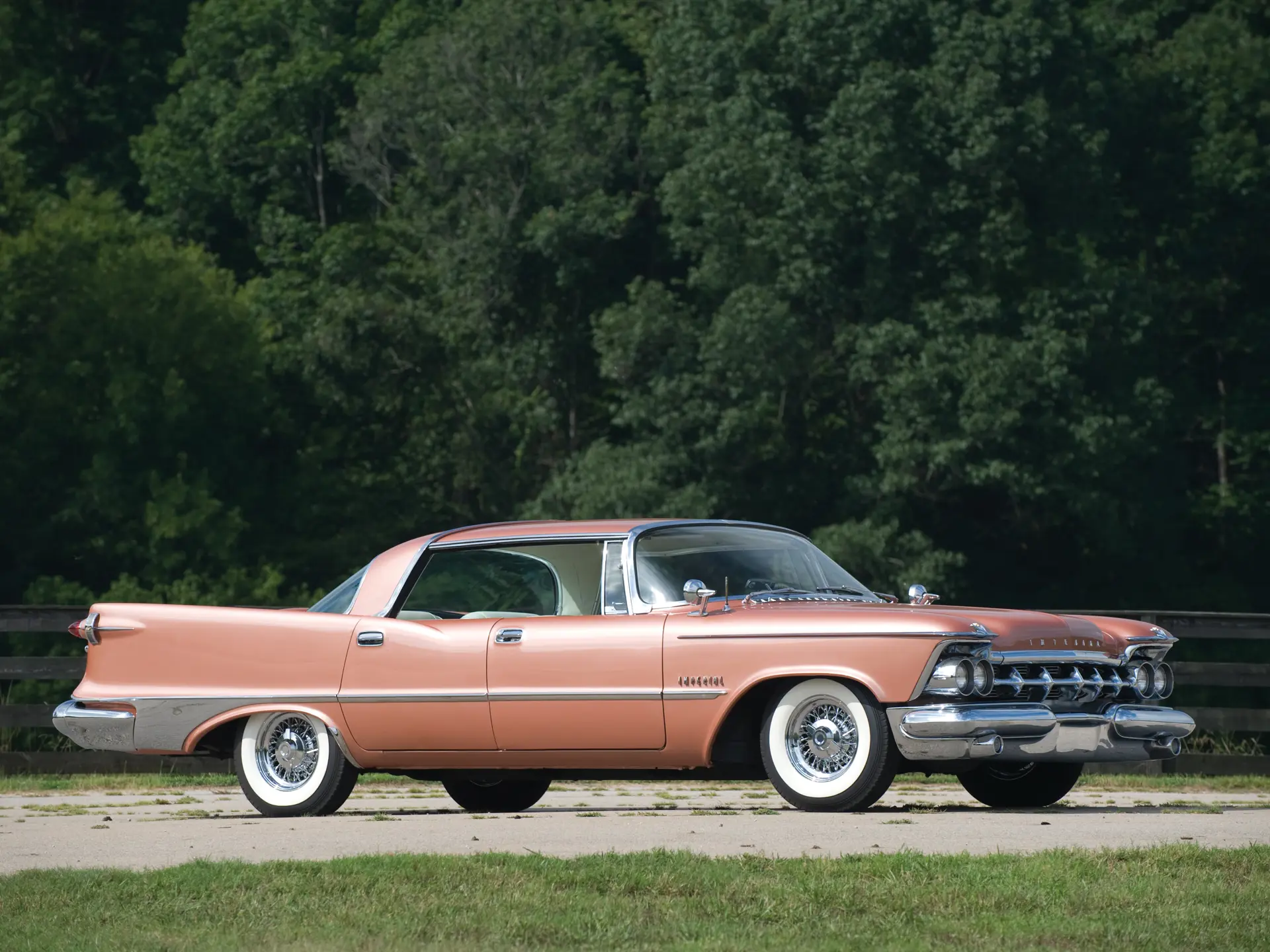 1959 Imperial Crown Sedan | The Milton Robson Collection | RM Sotheby's