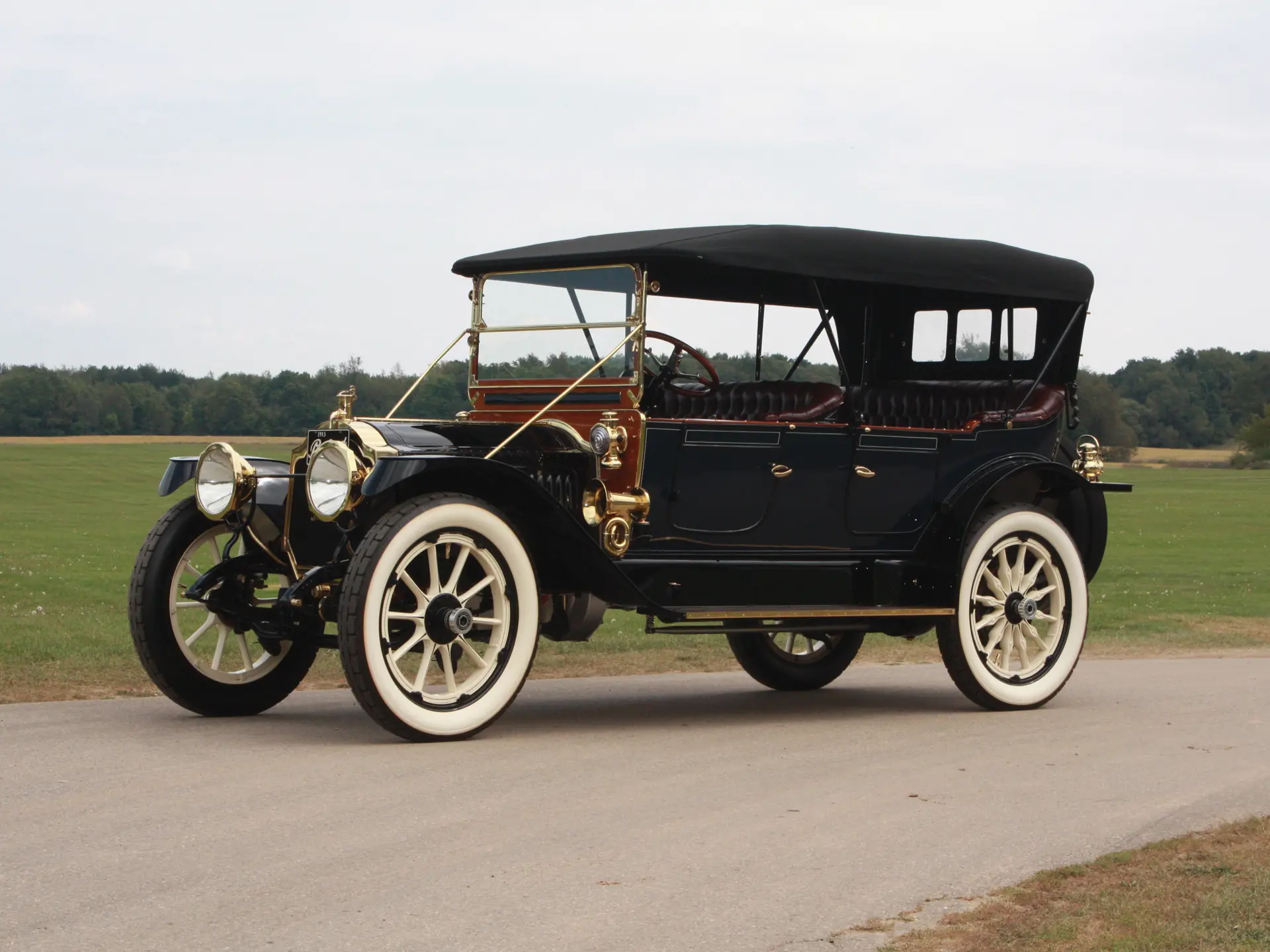 1913 Packard 1-38 Touring | Automobiles of Amelia Island 2010 | RM ...