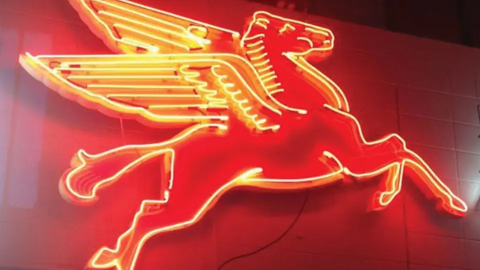 Fully Restored Mobil Neon Pegasus 8 Ft | Auburn Fall 2014 | RM Sotheby's
