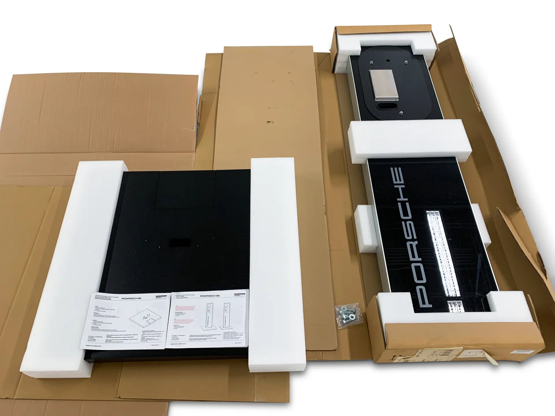 Porsche 918 Spyder Movable Charging Pedestal in Factory Packaging | The ...