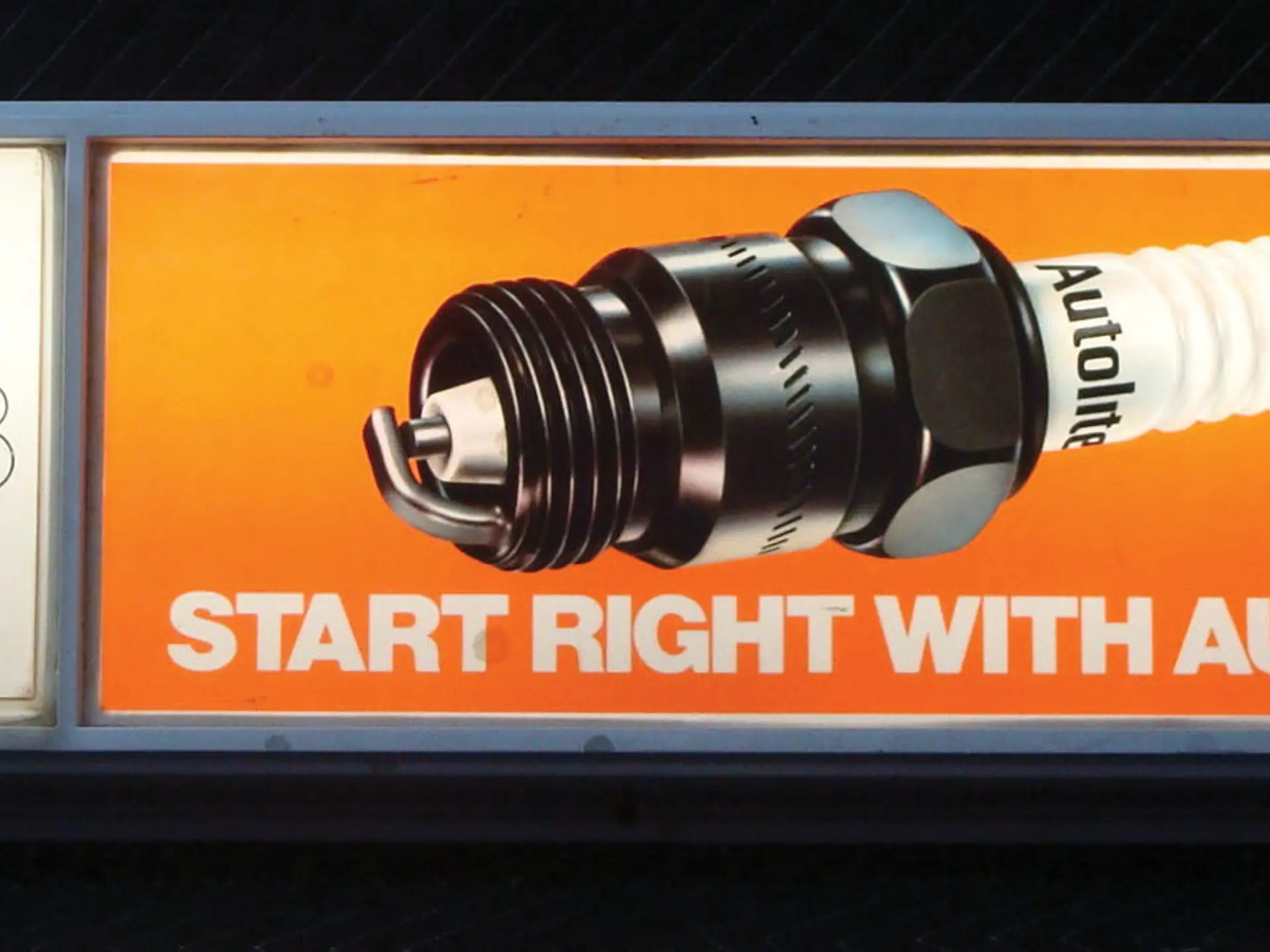 Original Autolite Spark Plug Light Up Advertising Display Clock ...