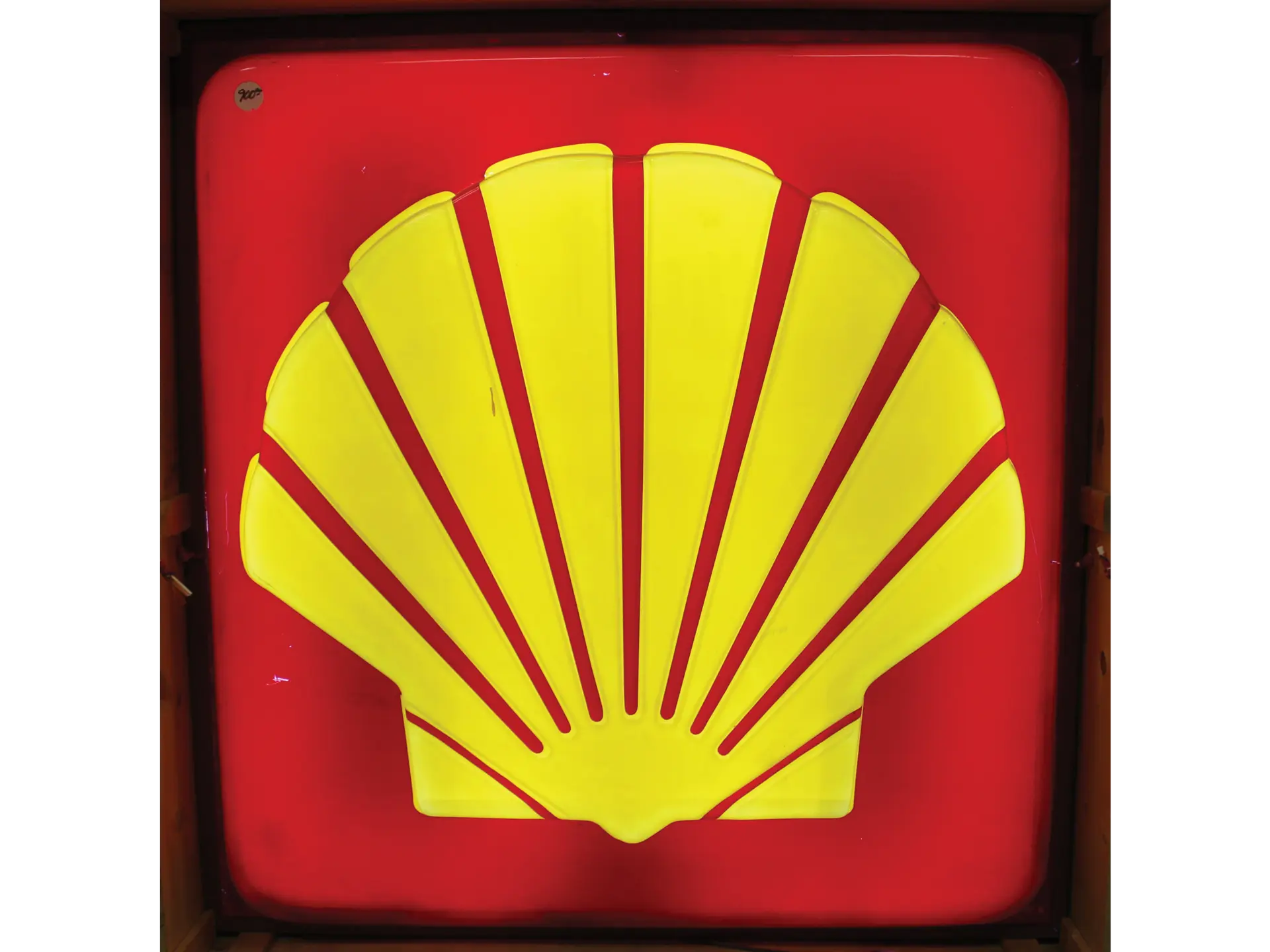Shell Illuminated Sign | Auburn Fall 2018 | RM Sotheby's