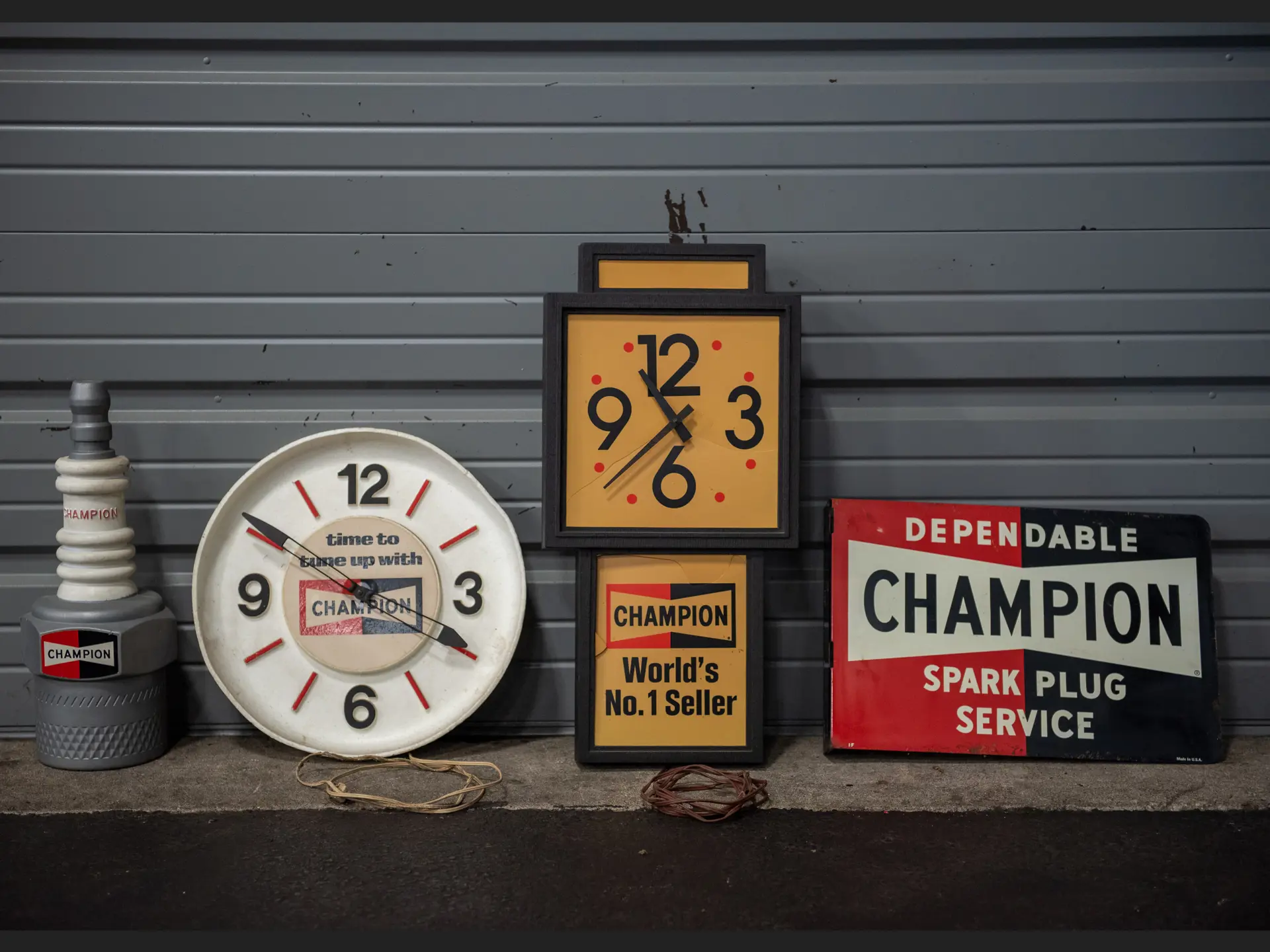 Champion Clocks, Sign, and Display Spark Plug | Auburn Fall 2021 | RM ...
