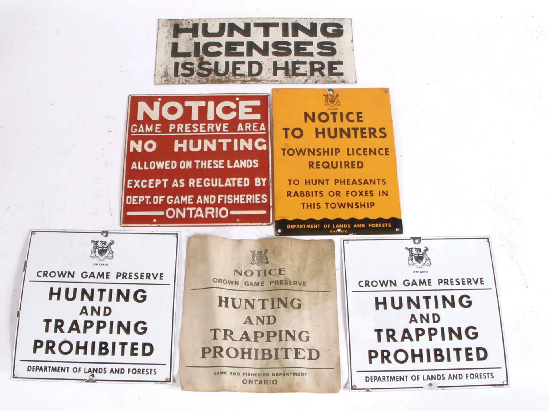 ASSORTED HUNTING PROHIBITED SIGNS | Private Collection of Tom & Marlene ...