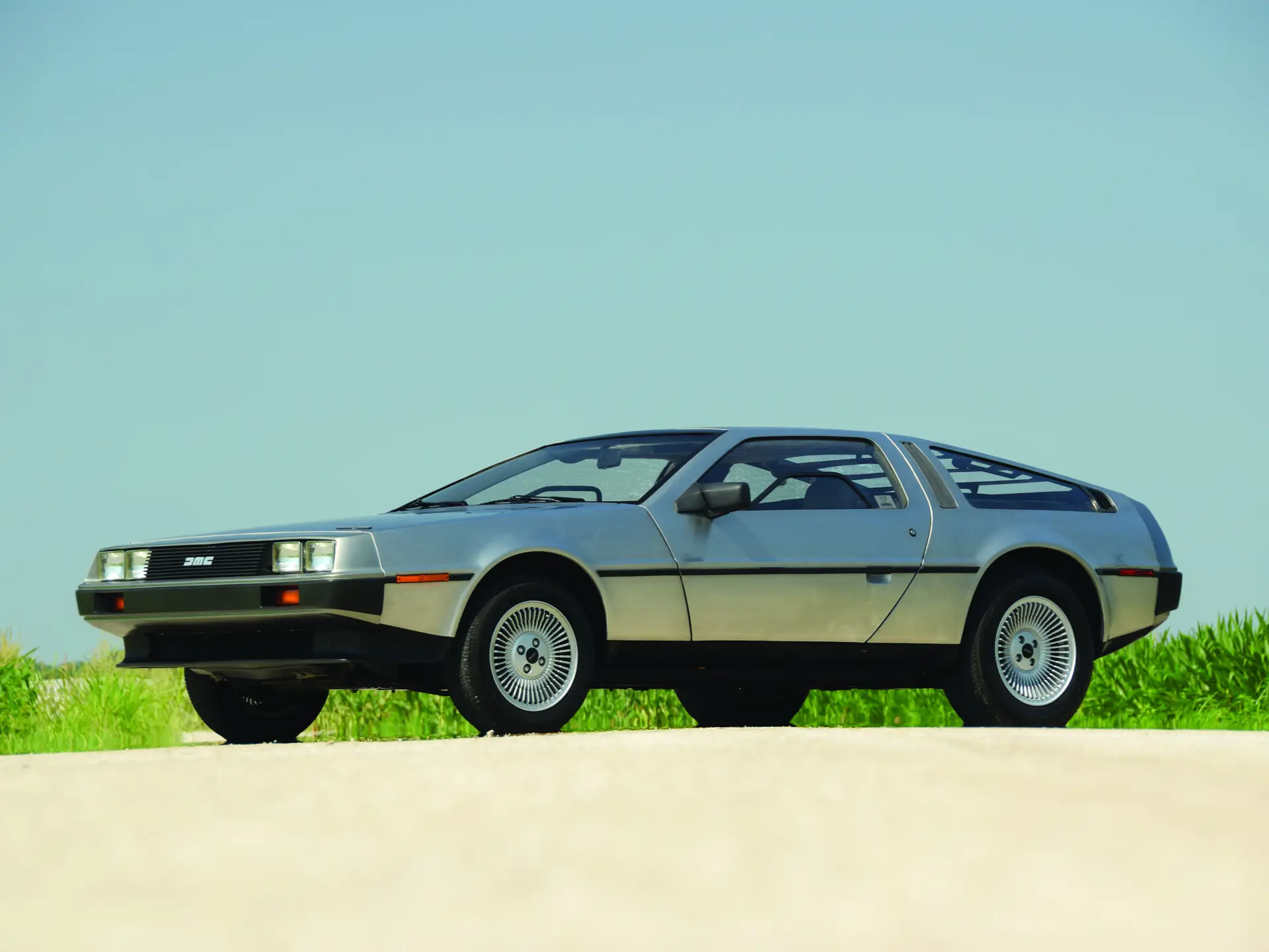 1982 DeLorean DMC-12 | Auburn Fall 2017 | RM Sotheby's
