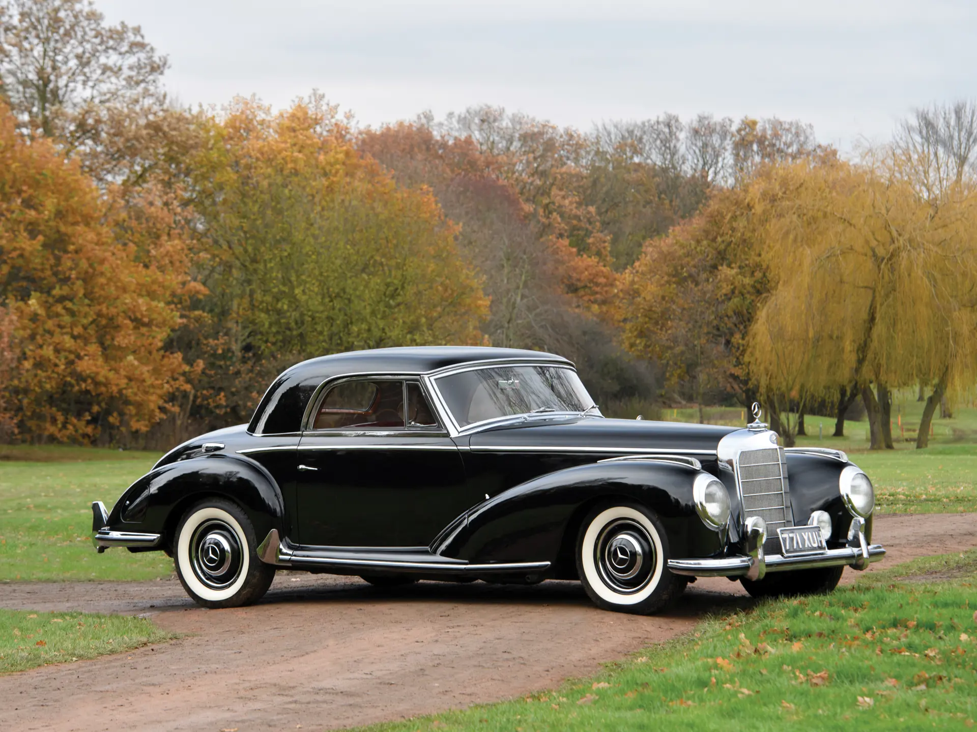 Mercedes 300 S