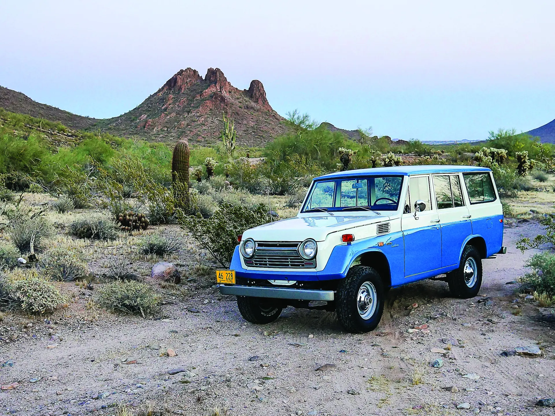 1972 Toyota FJ55 Land Cruiser | Santa Monica 2016 | RM Sotheby's