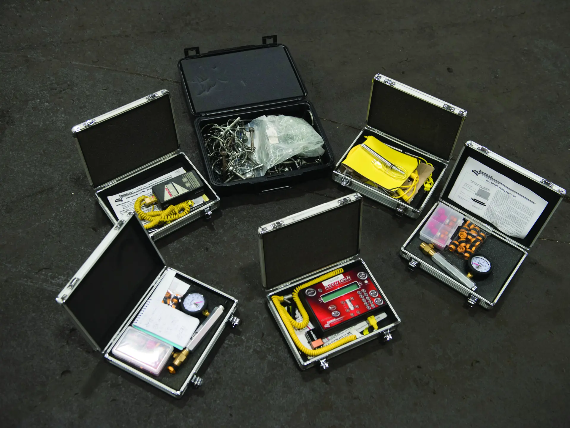 Tire Gauge And Pyrometer | Auburn Spring 2017 | RM Sotheby's