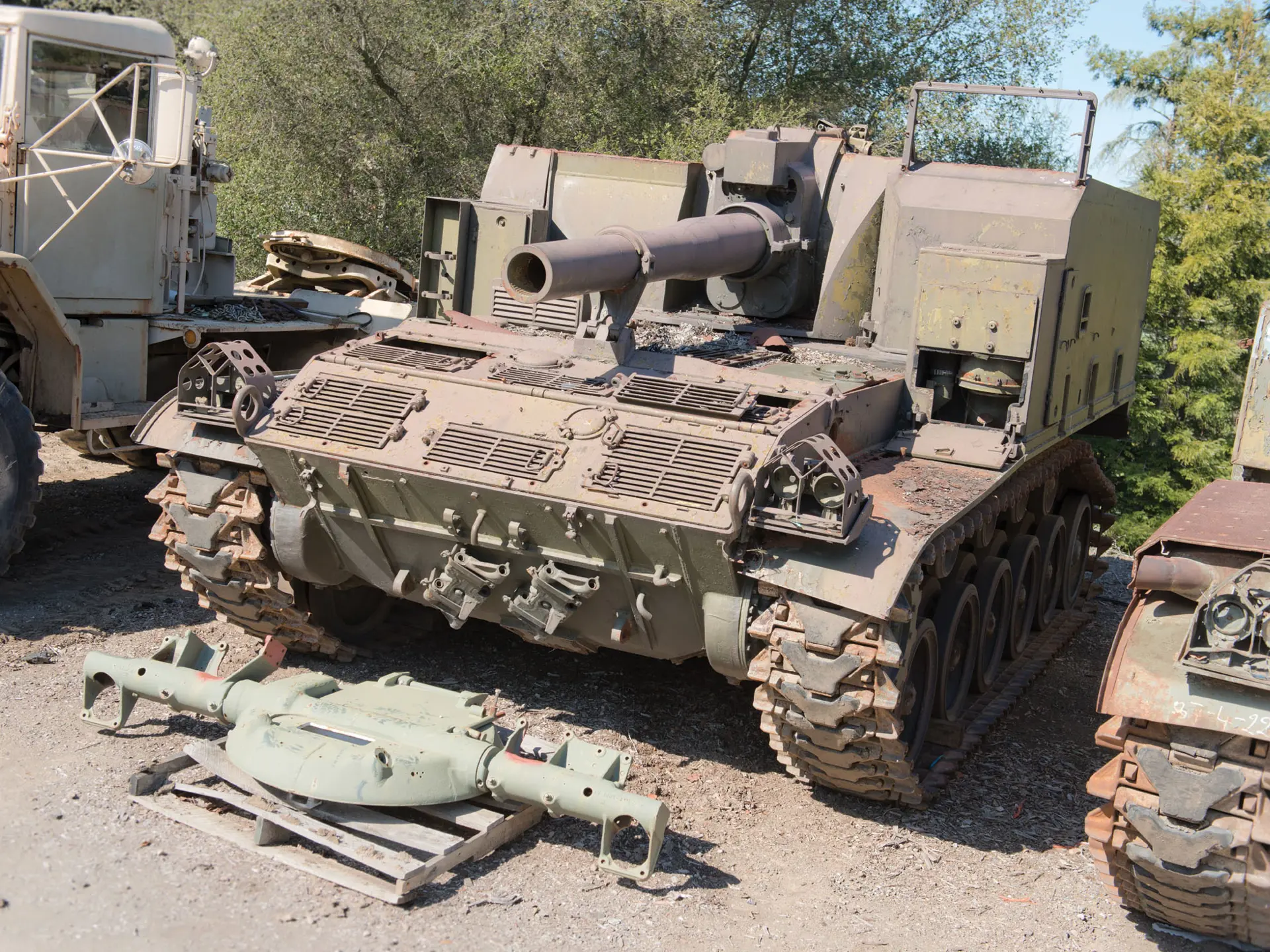 M44 155-mm Self-Propelled Howitzer | The Littlefield Collection | RM ...